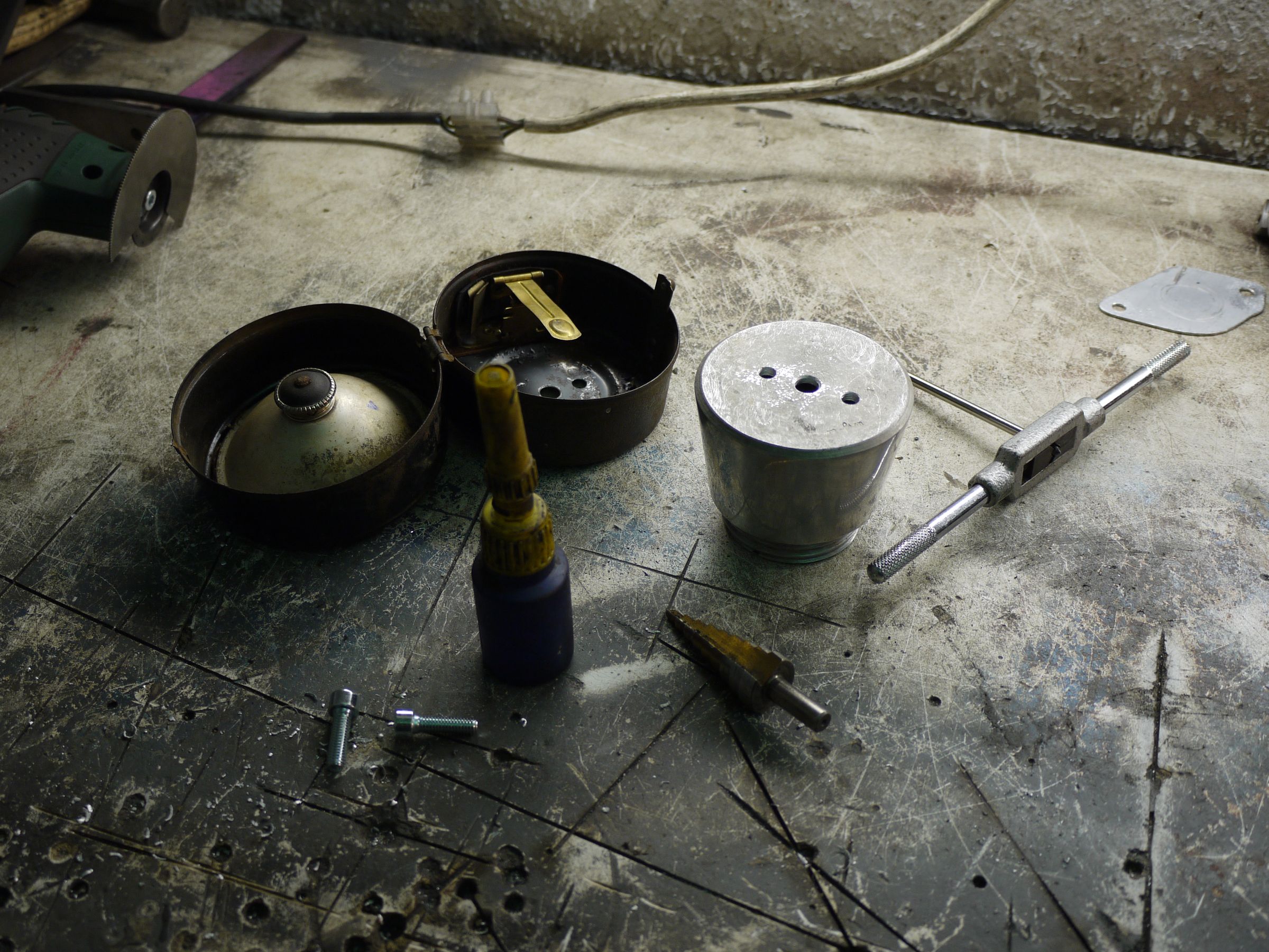 Old Camera Style Lamp Made From Scrap, Fullmetal (with Pictures ...