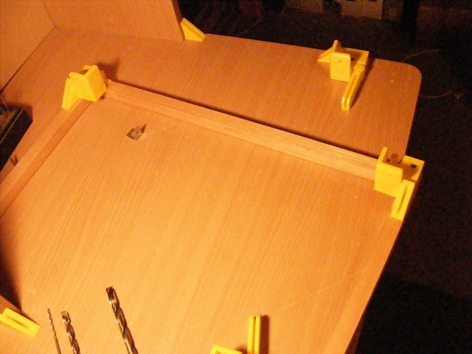 Display Case for a Desk : 6 Steps (with Pictures) - Instructables