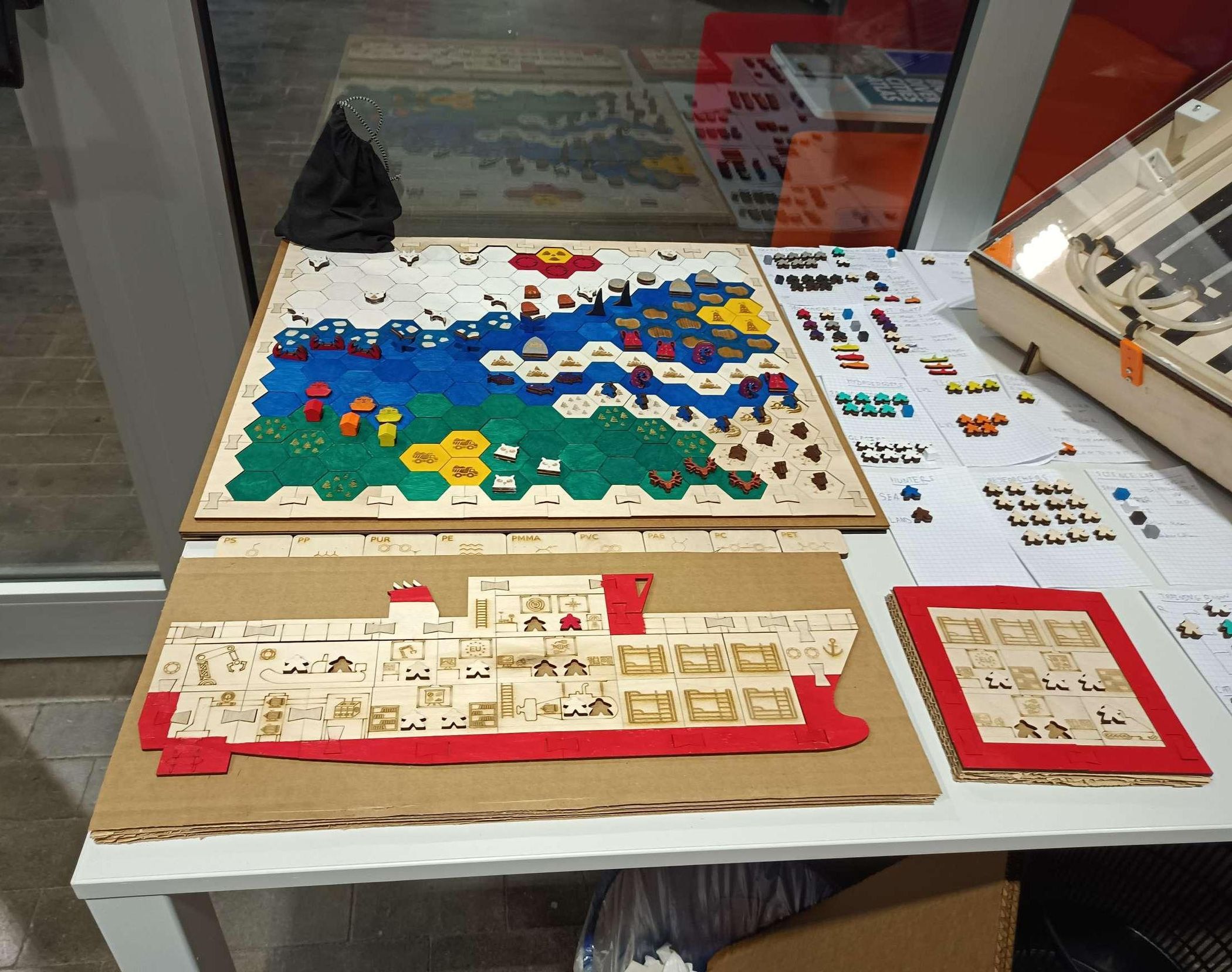 Arctic's Plastics Board Game Prototype V1 : 6 Steps - Instructables