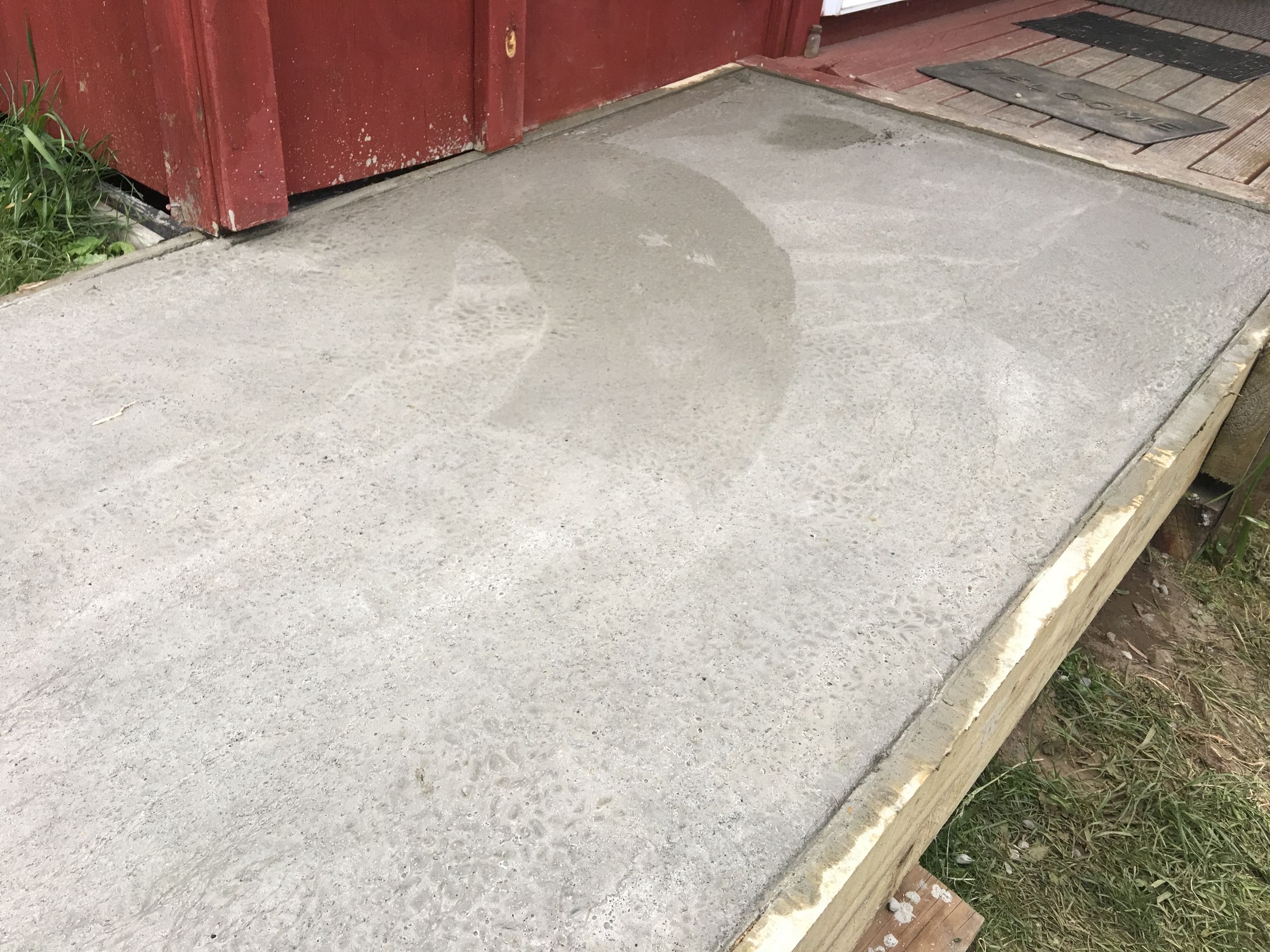 Making an Exposed Aggregate Concrete Path : 8 Steps (with Pictures ...