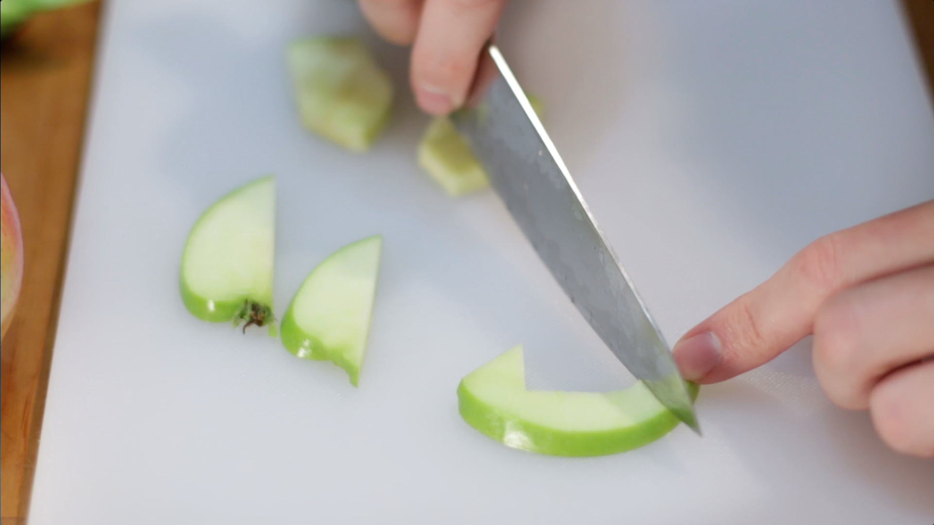 Edible Apple Swan : 9 Steps (with Pictures) - Instructables