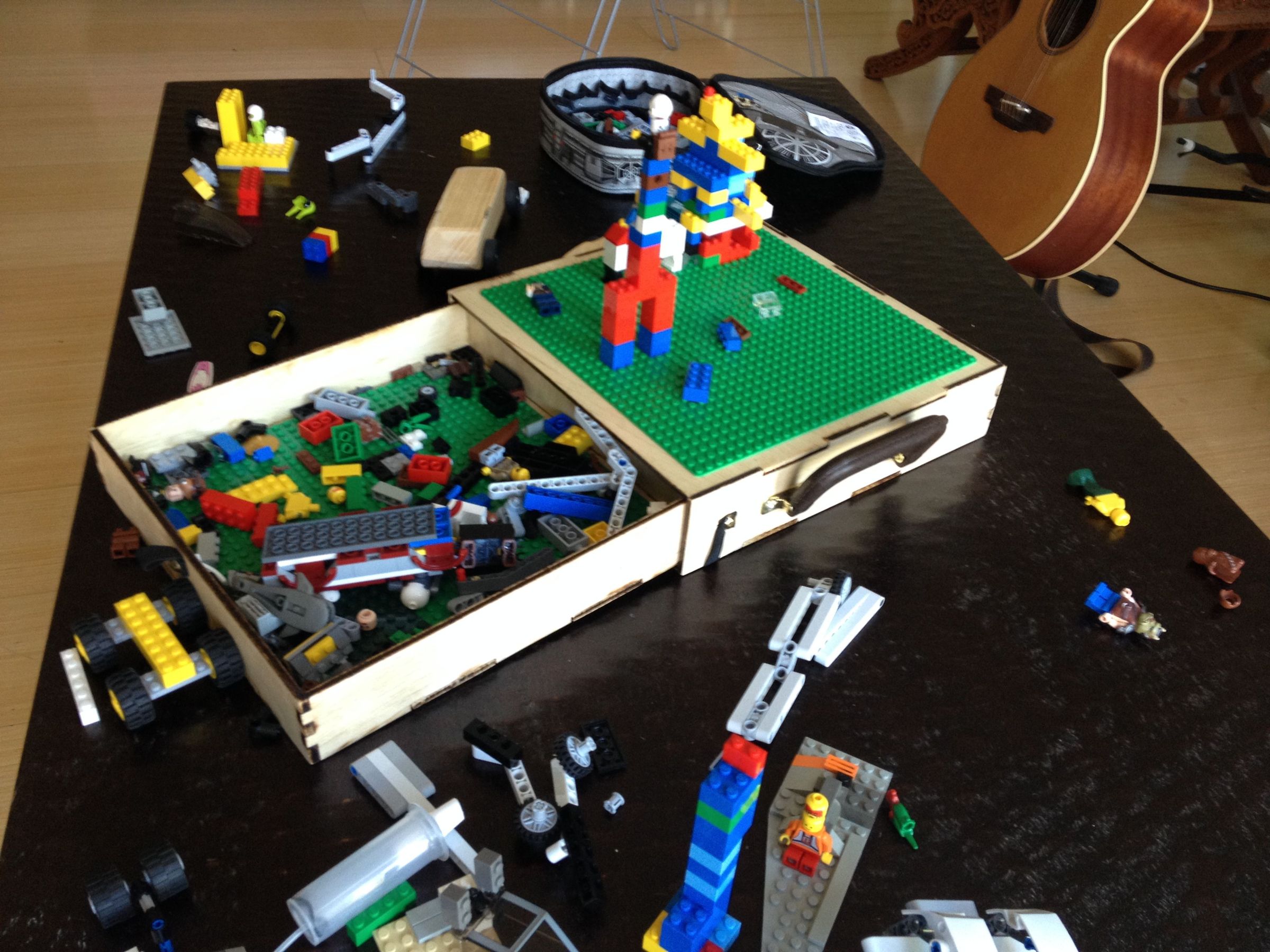 Laser Cut Lego Briefcase : 5 Steps (with Pictures) - Instructables