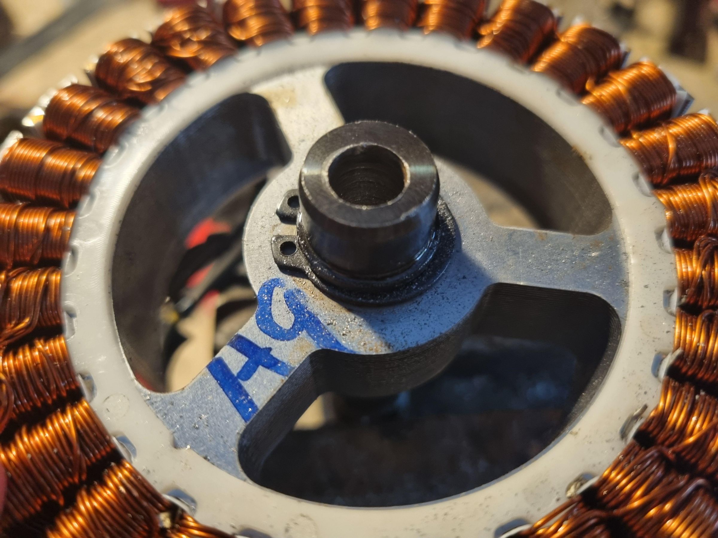 50 Bucks Direct Drive Wheel Base From a Hoverboard : 9 Steps ...