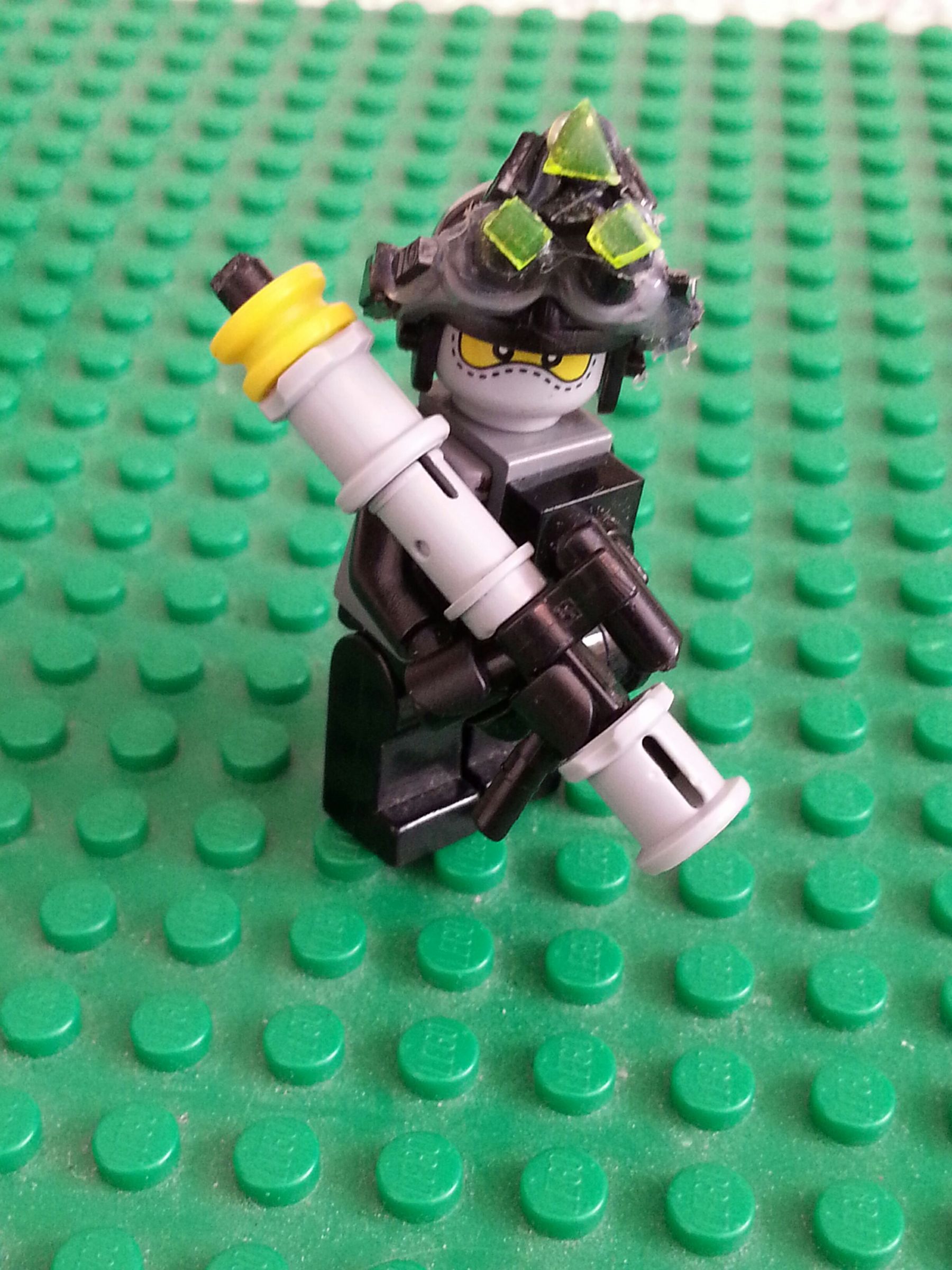 Lego Special Forces Trooper V2 : 6 Steps - Instructables