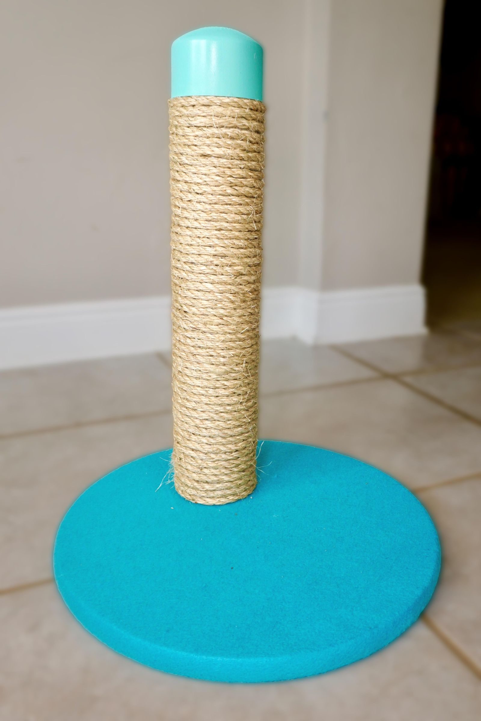 DIY Cat Scratching Post Tower : 4 Steps (with Pictures) - Instructables