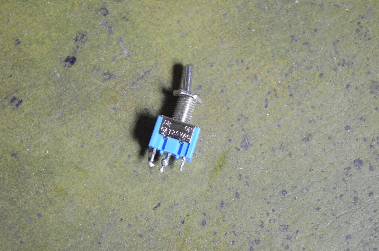 Re-purpose Broken Power Banks : 8 Steps (with Pictures) - Instructables