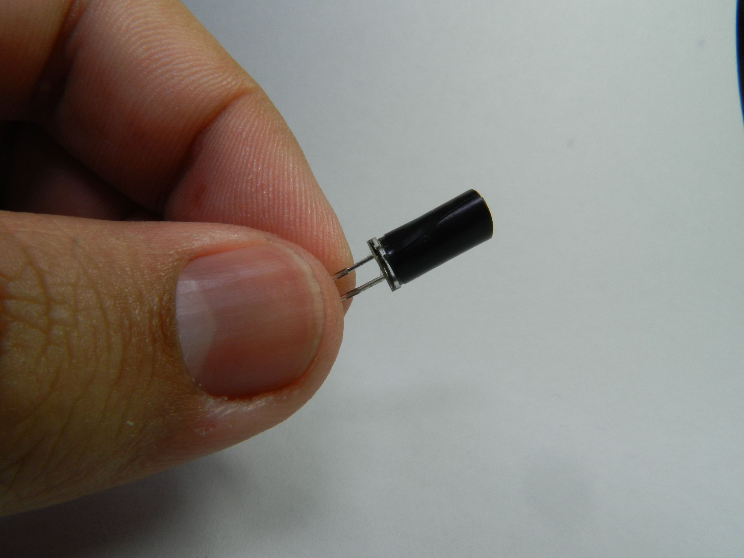 Simple IR Proximity Sensor With Arduino : 5 Steps (with Pictures ...