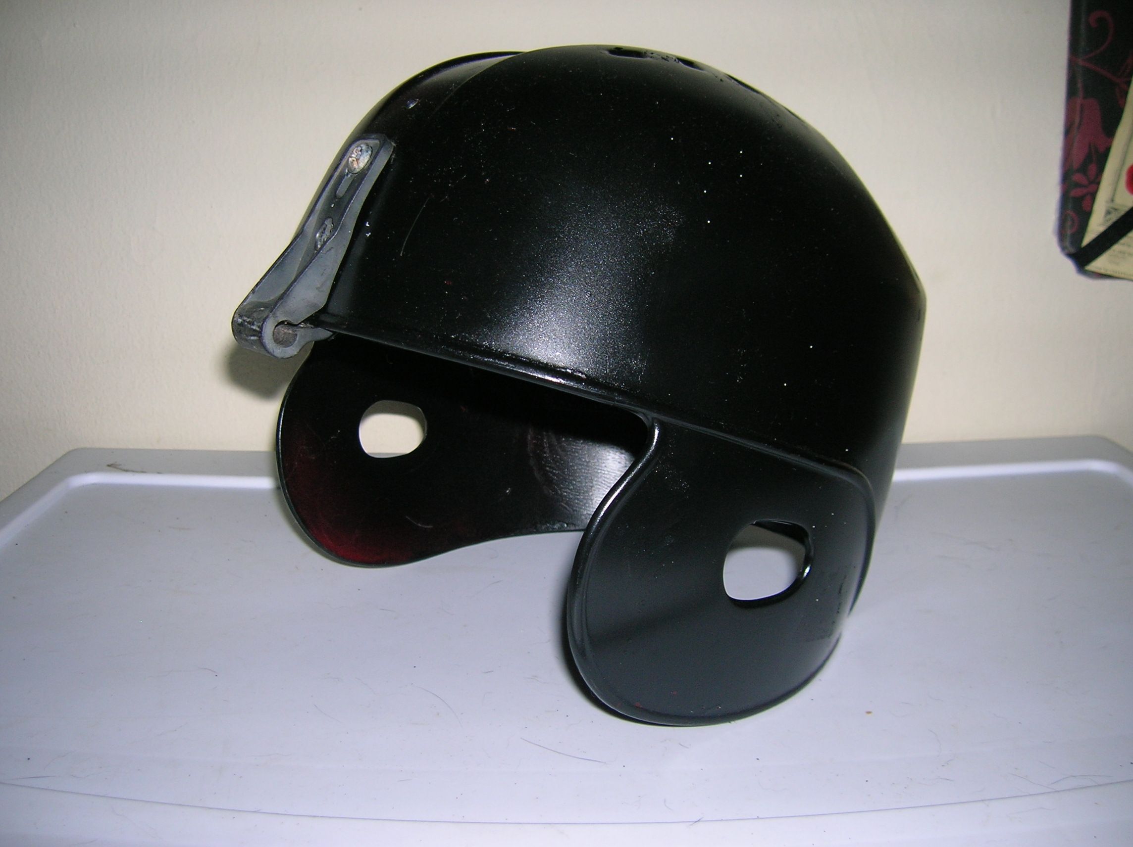 Light Up Robot Helmet With "Cybernetic Brain" : 8 Steps - Instructables