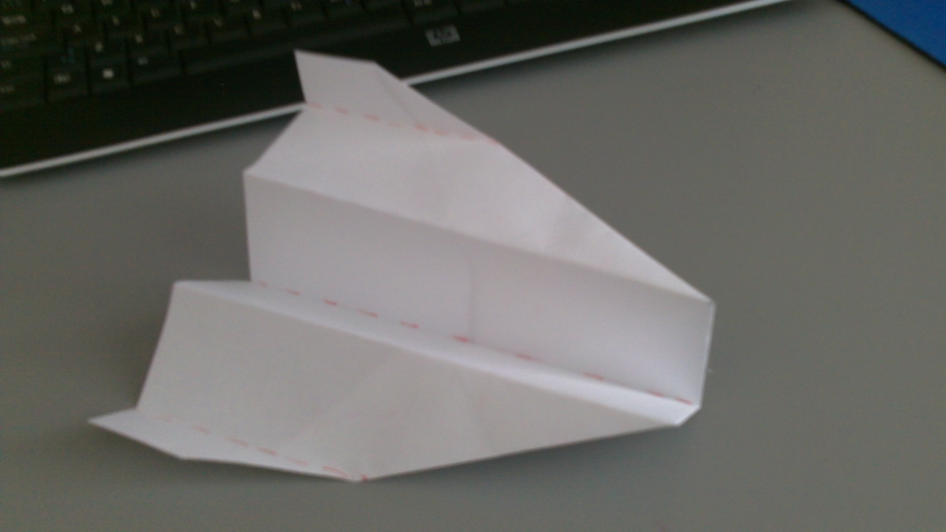 Long Distance Paper Airplane - Instructables