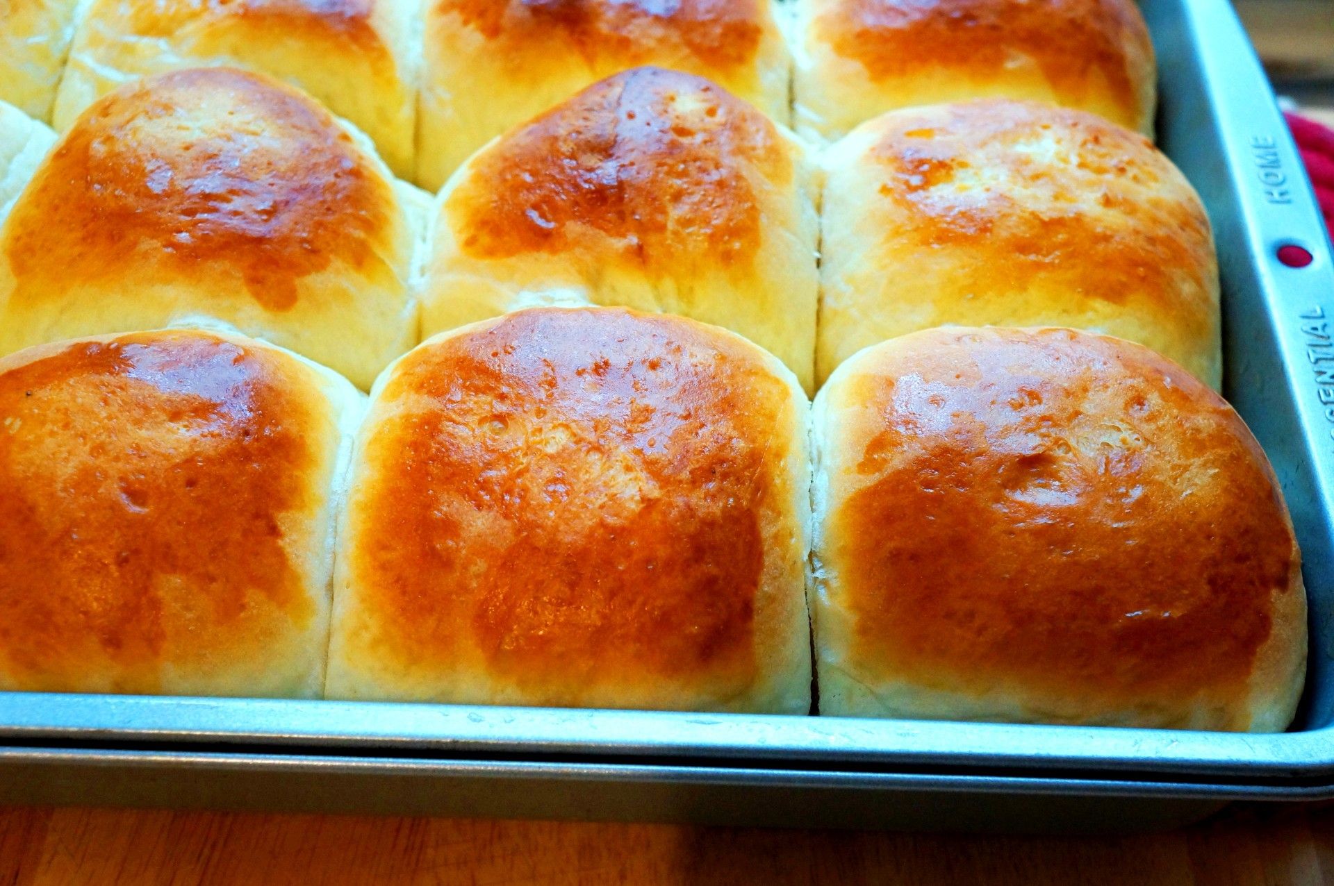 Vintage Copycat School Cafeteria Yeast Rolls : 7 Steps (with Pictures ...