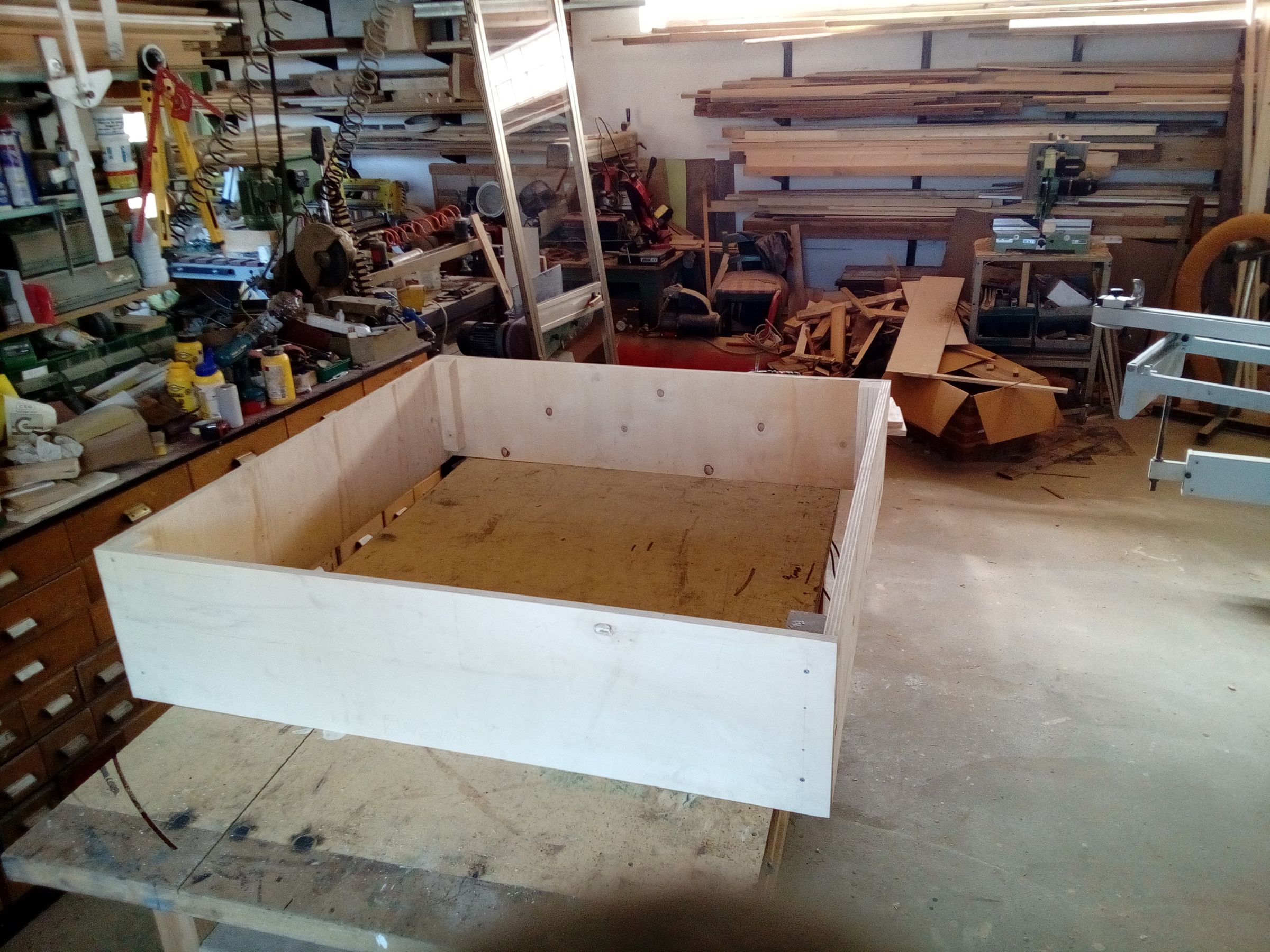 TV LCD 48" Motorized Lift Down Ceiling System : 13 Steps (with Pictures ...
