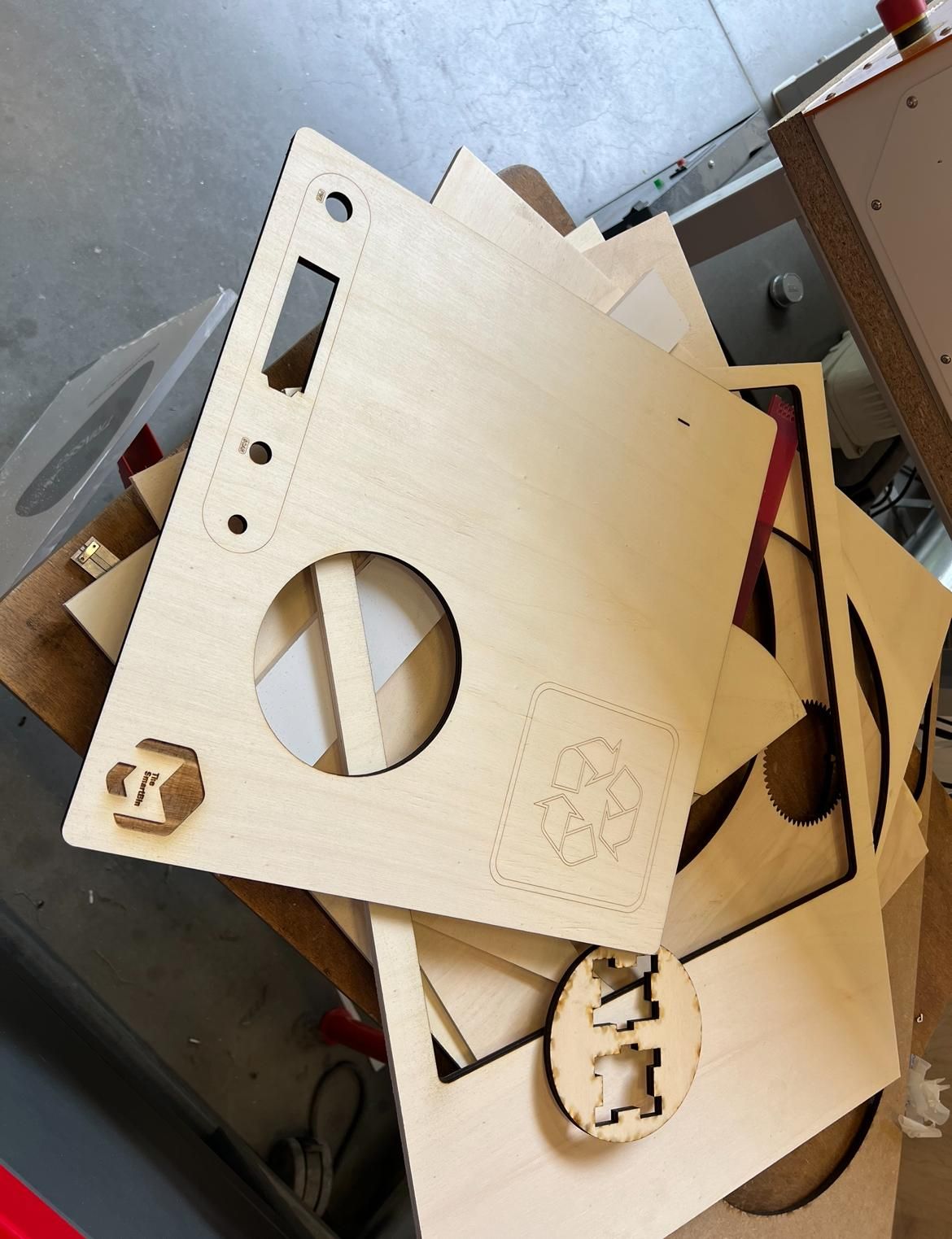 The SmartBin | AI Trash Identification and Sorting : 8 Steps ...