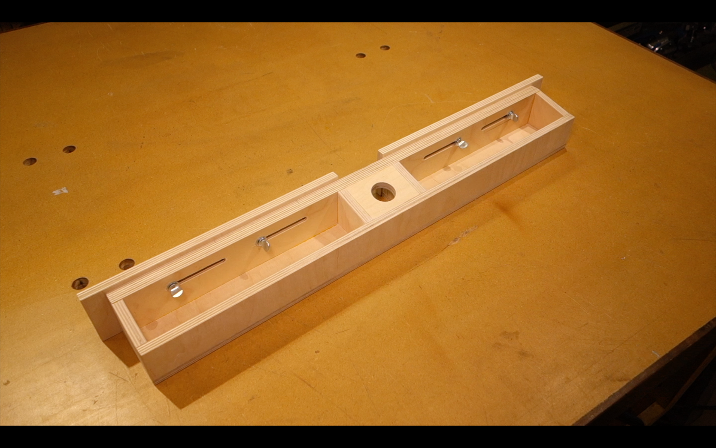 Make It - Adjustable Router Fence : 7 Steps (with Pictures) - Instructables
