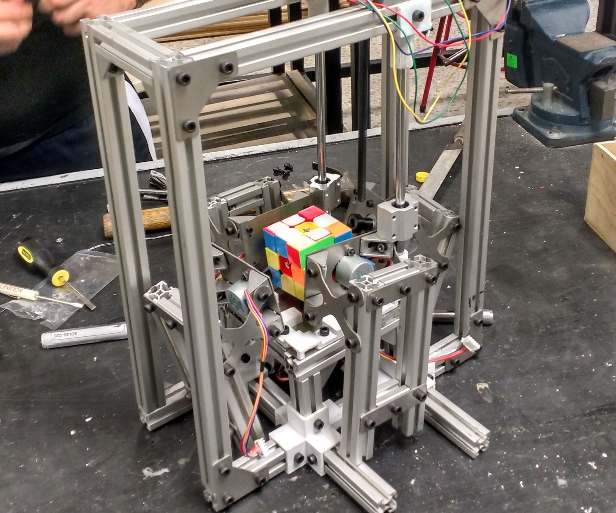 Mechatronic Rubik Cube Solver - Instructables