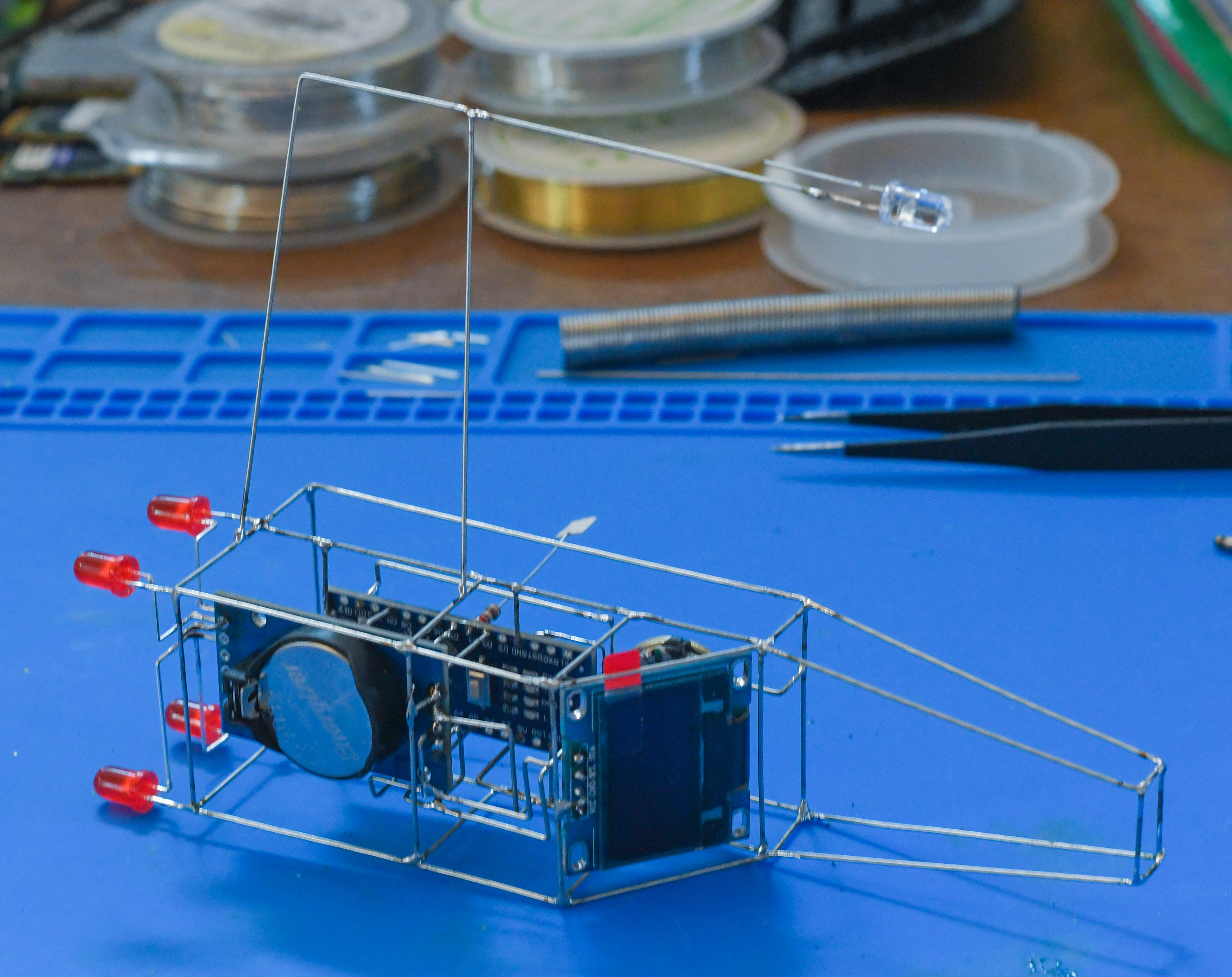Wireframe X-Wing Clock : 8 Steps (with Pictures) - Instructables