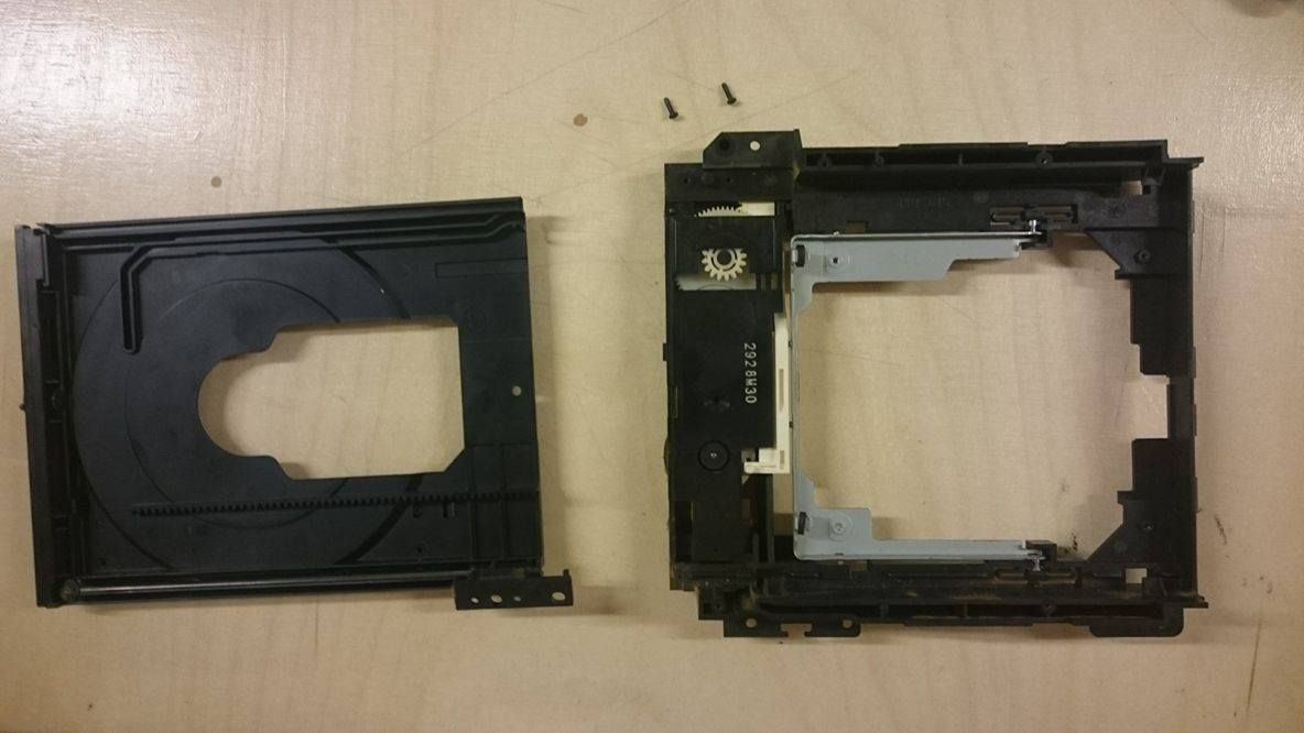 Tear Down PS2 : 17 Steps - Instructables