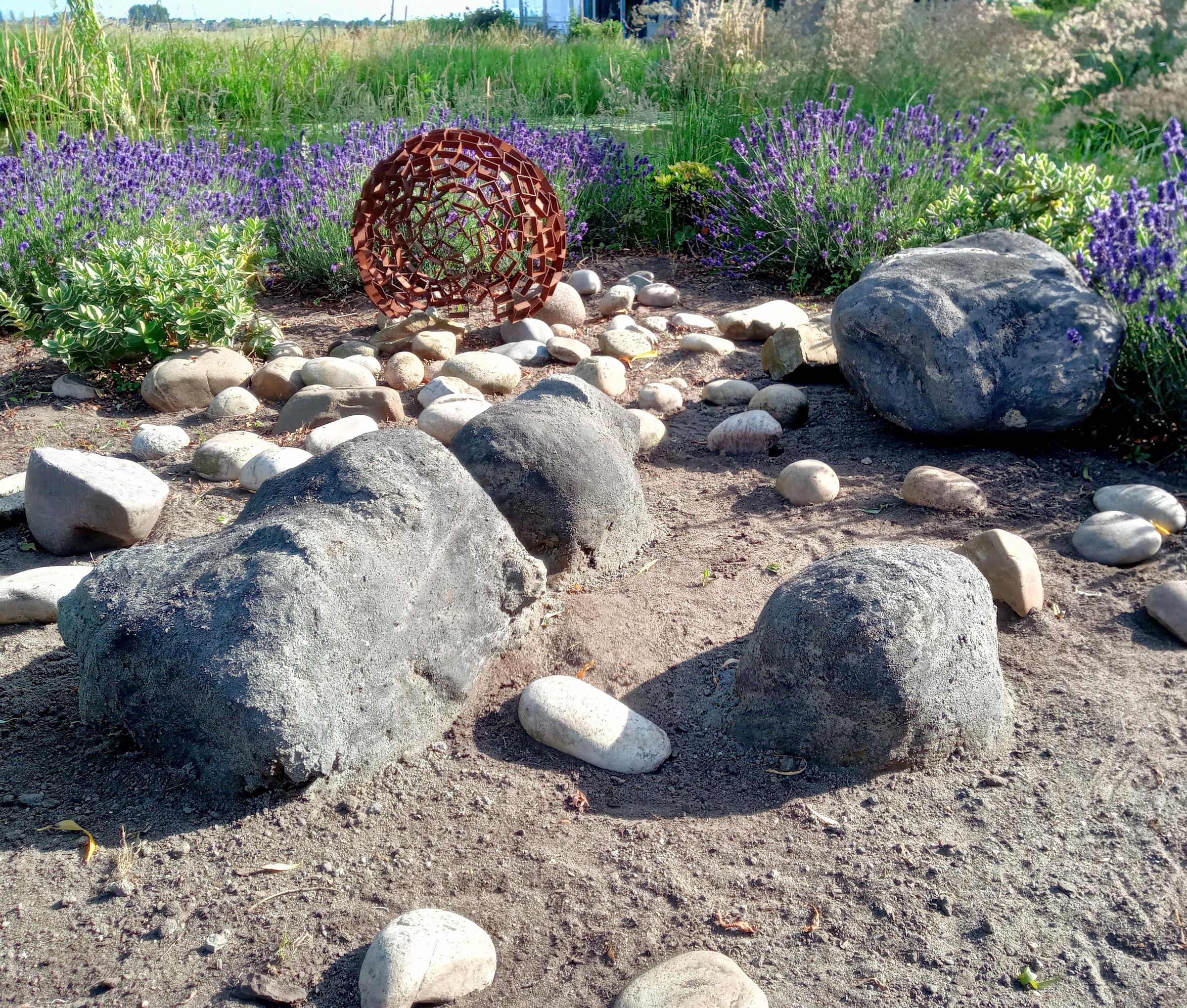 Faux Rocks That Look Real : 11 Steps (with Pictures) - Instructables