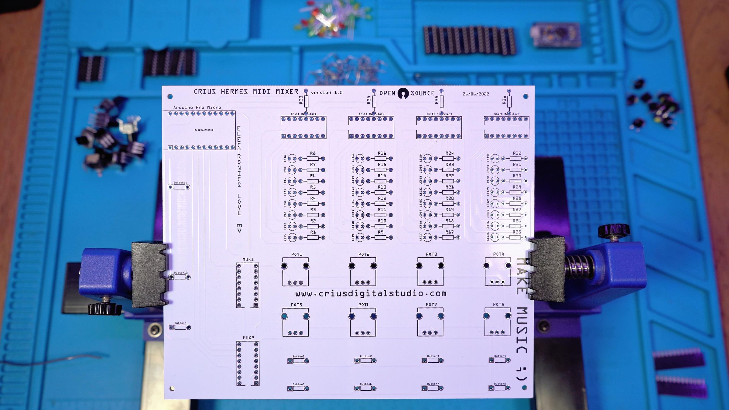 DIY Arduino MIDI Mixer "Crius HERMES V1.0" : 15 Steps (with Pictures ...
