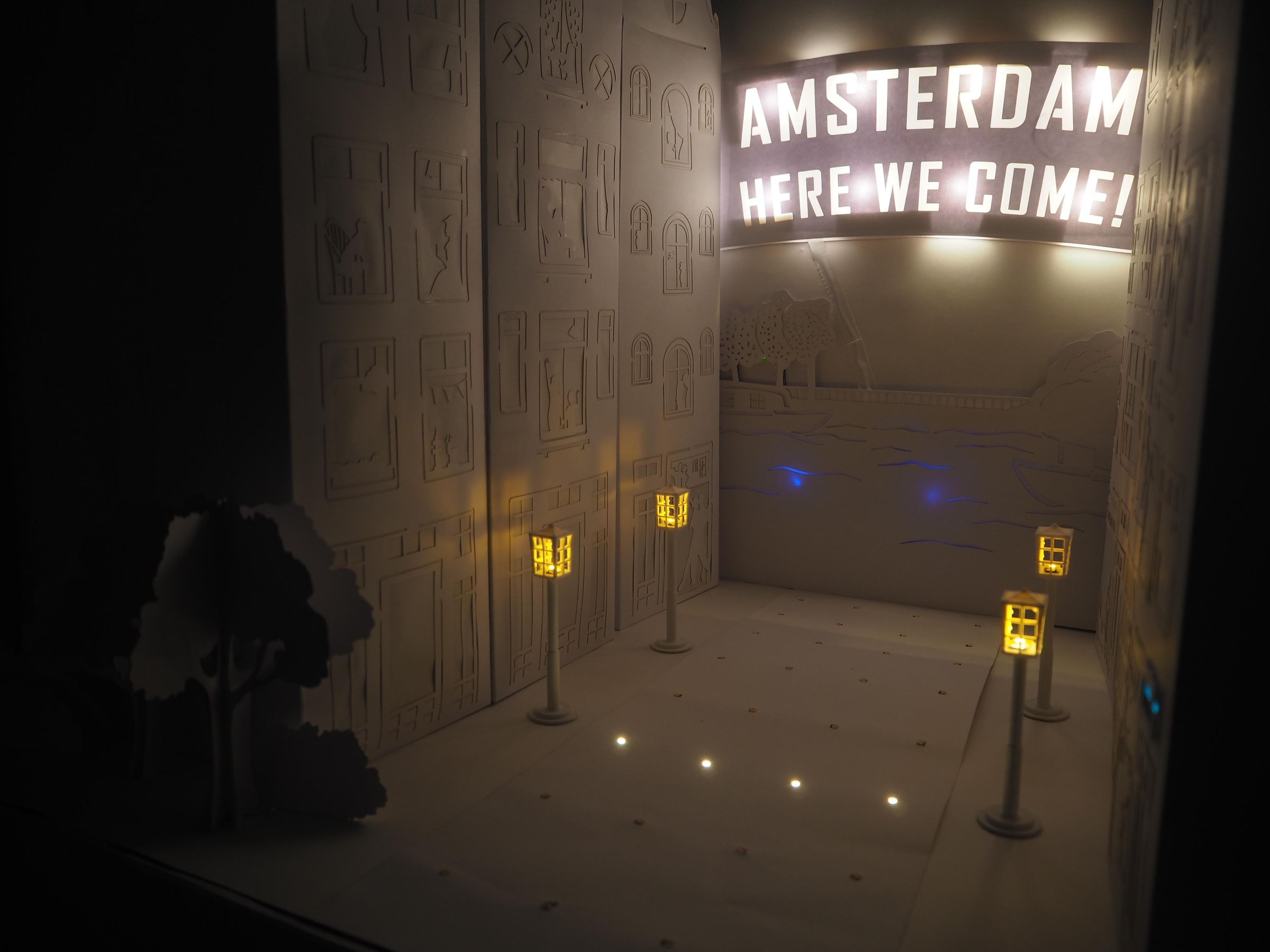 Interactive Window Display : 4 Steps (with Pictures) - Instructables