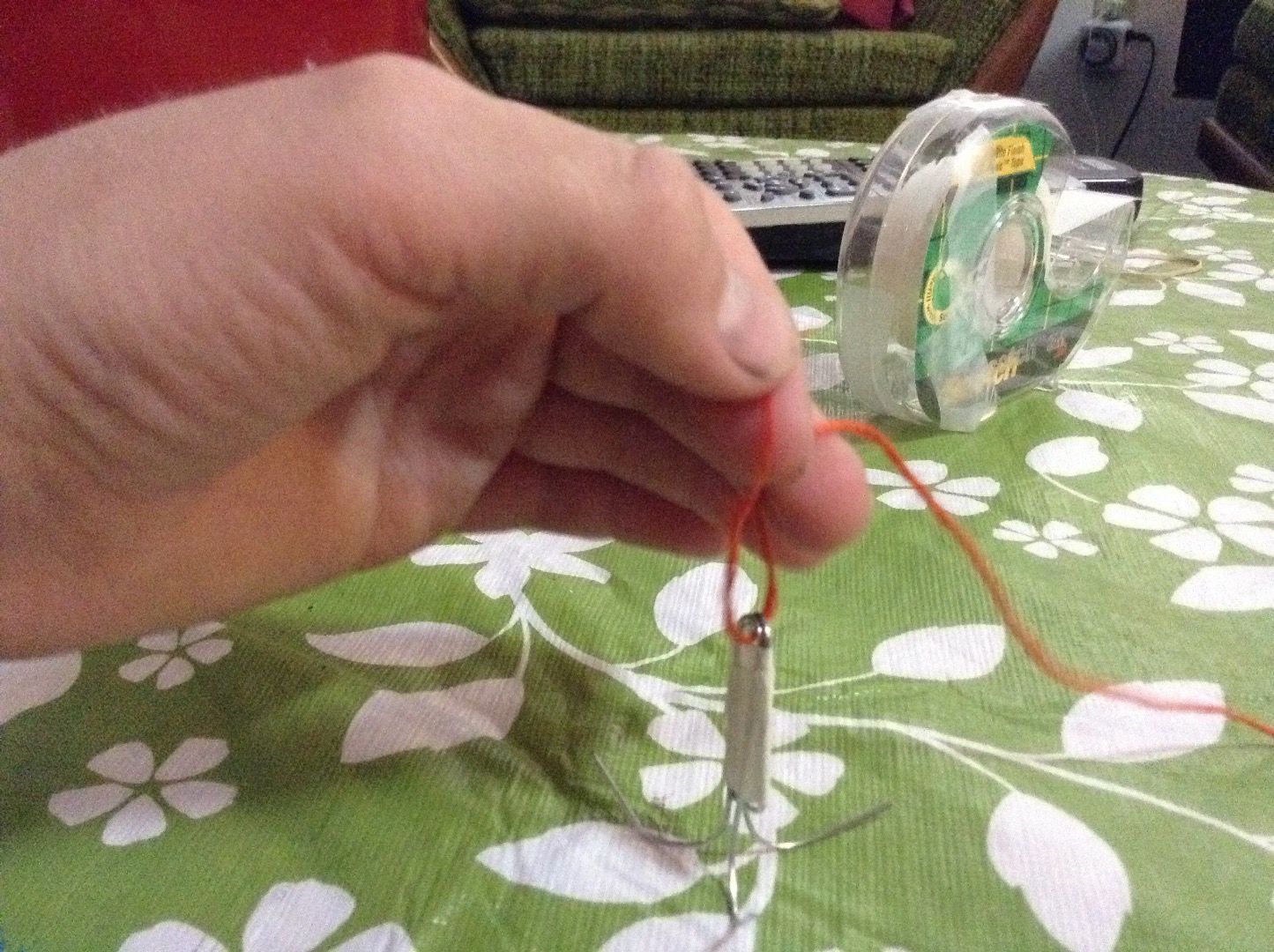 Simple Grappling Hook : 5 Steps - Instructables