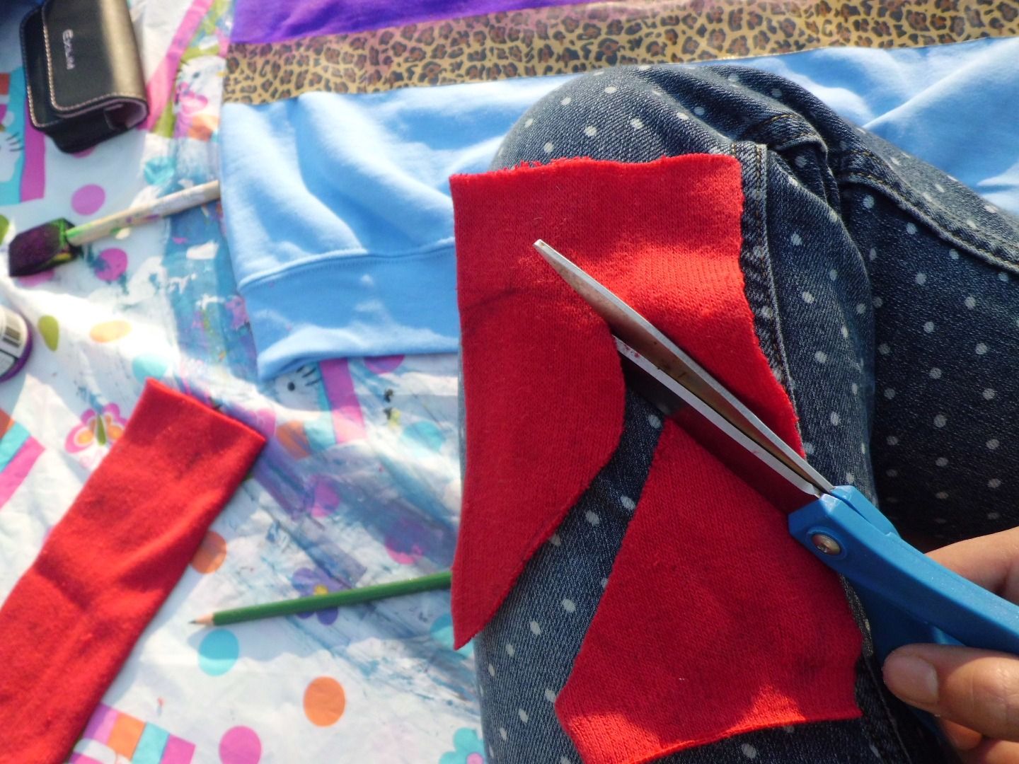 DIY Undertale Frisk Cosplay (without Knitting) : 6 Steps - Instructables