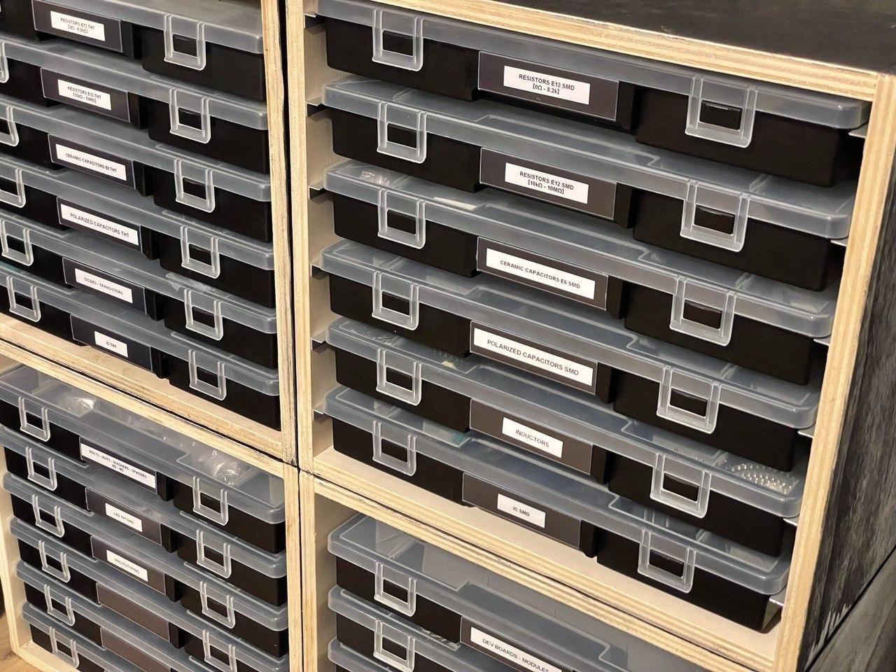 The (almost) Perfect Rack Organizer for Electronic Components and Other ...