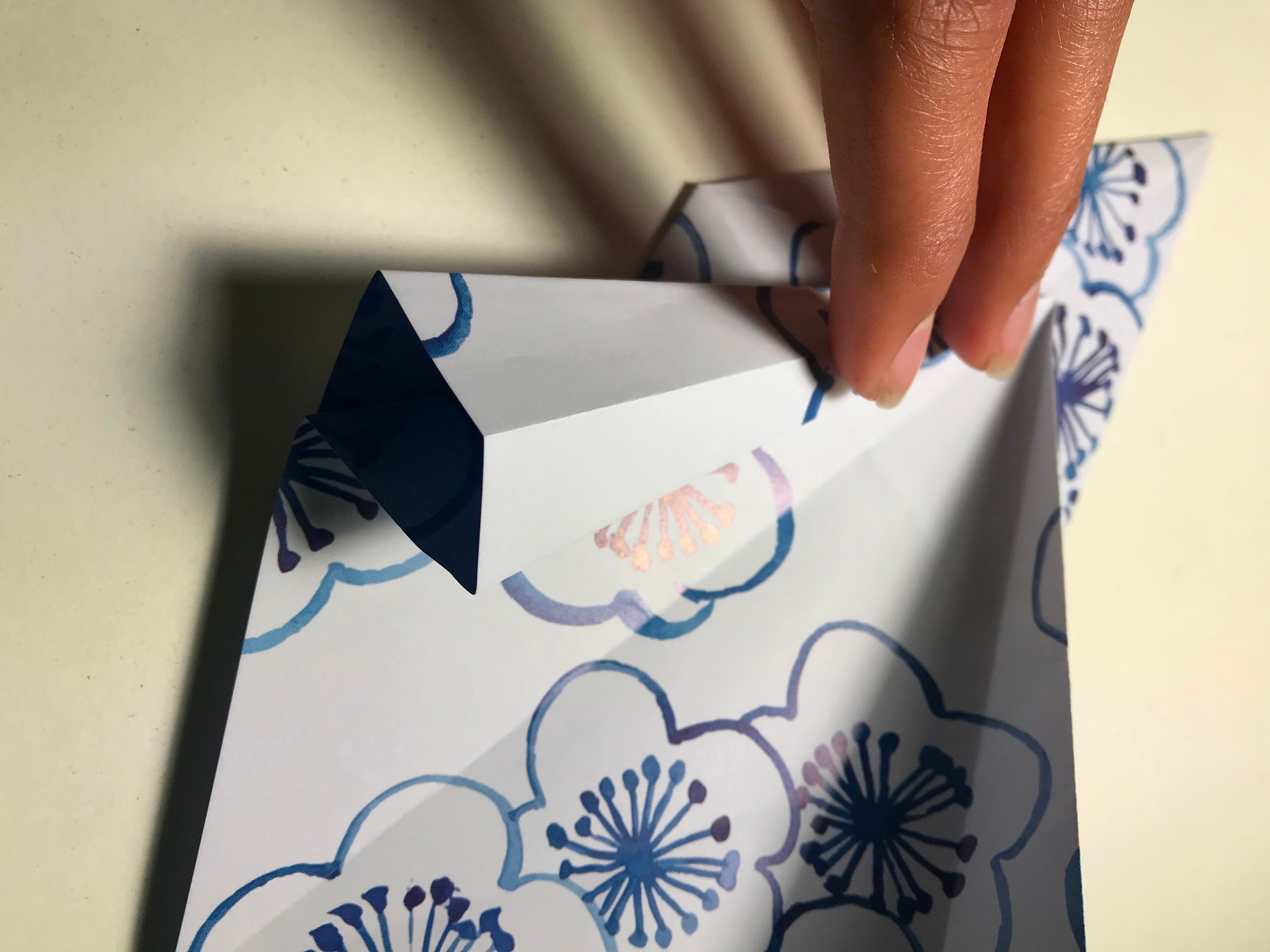 Origami Owl Bookmark : 13 Steps - Instructables