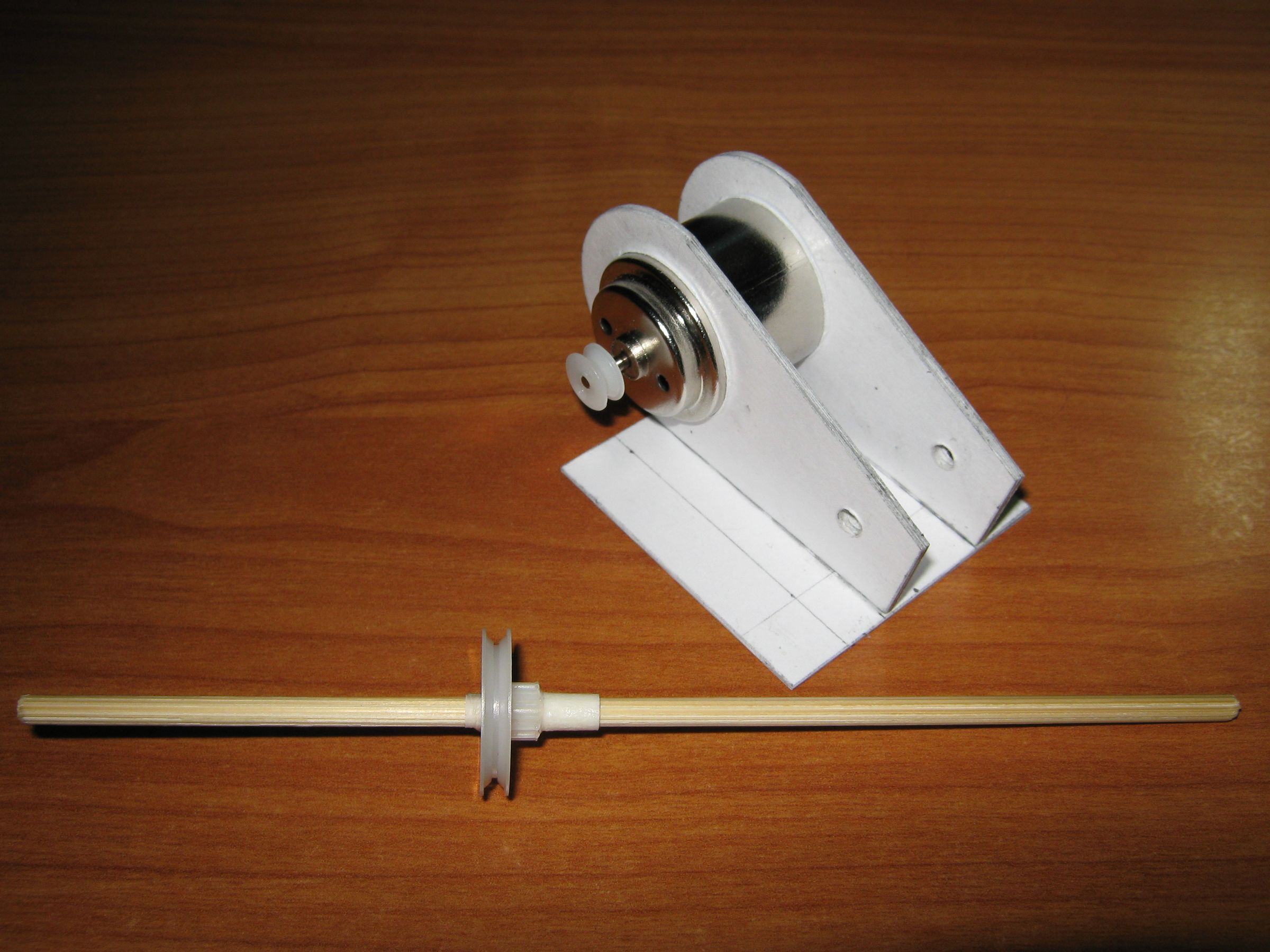 Paper Motorized Walking Machine "Sculpture" : 37 Steps (with Pictures ...