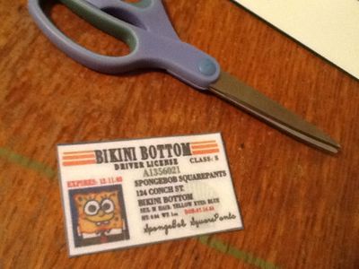 Spongebob Props : 3 Steps - Instructables