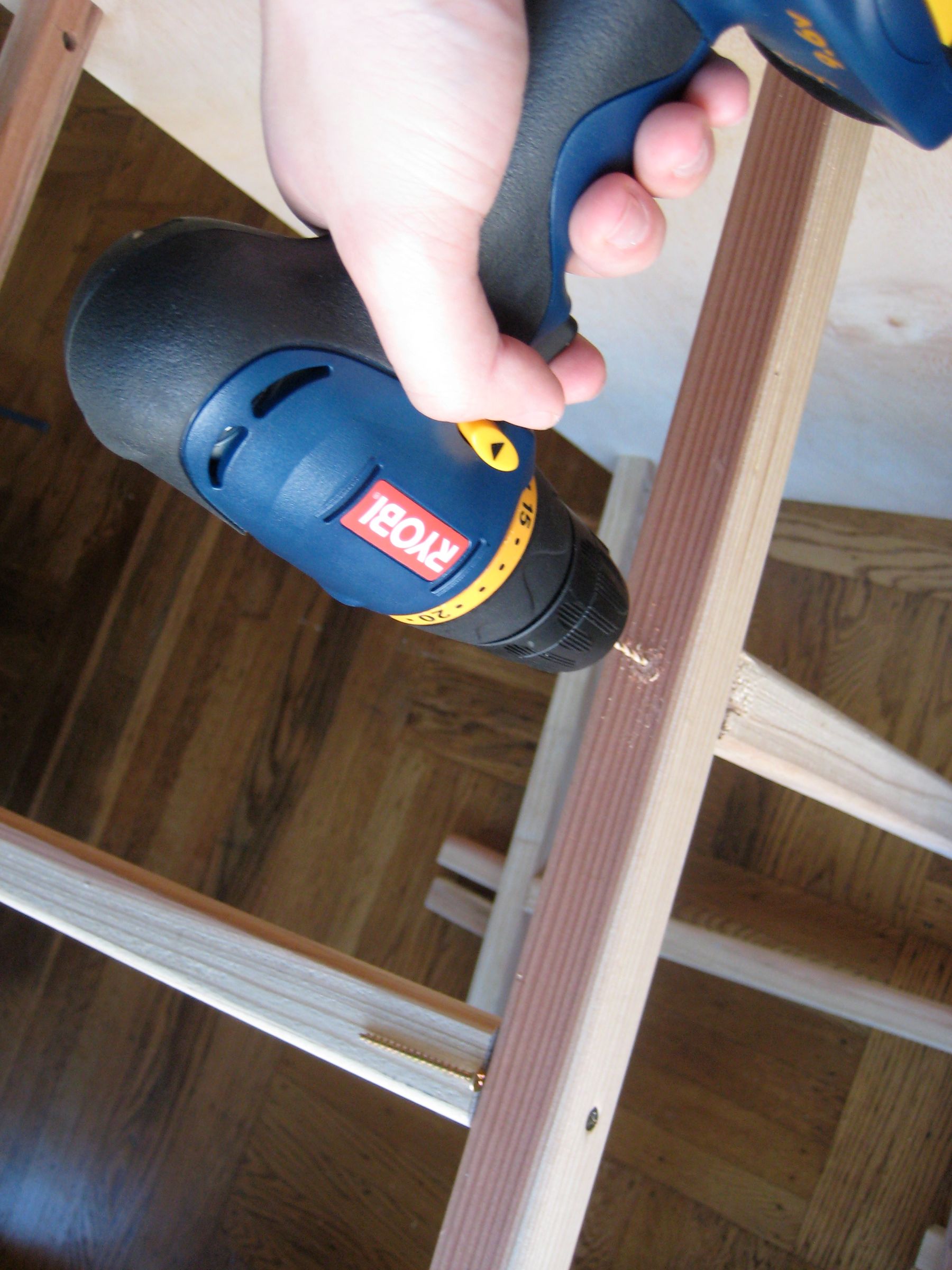 Basic Work Table : 9 Steps - Instructables