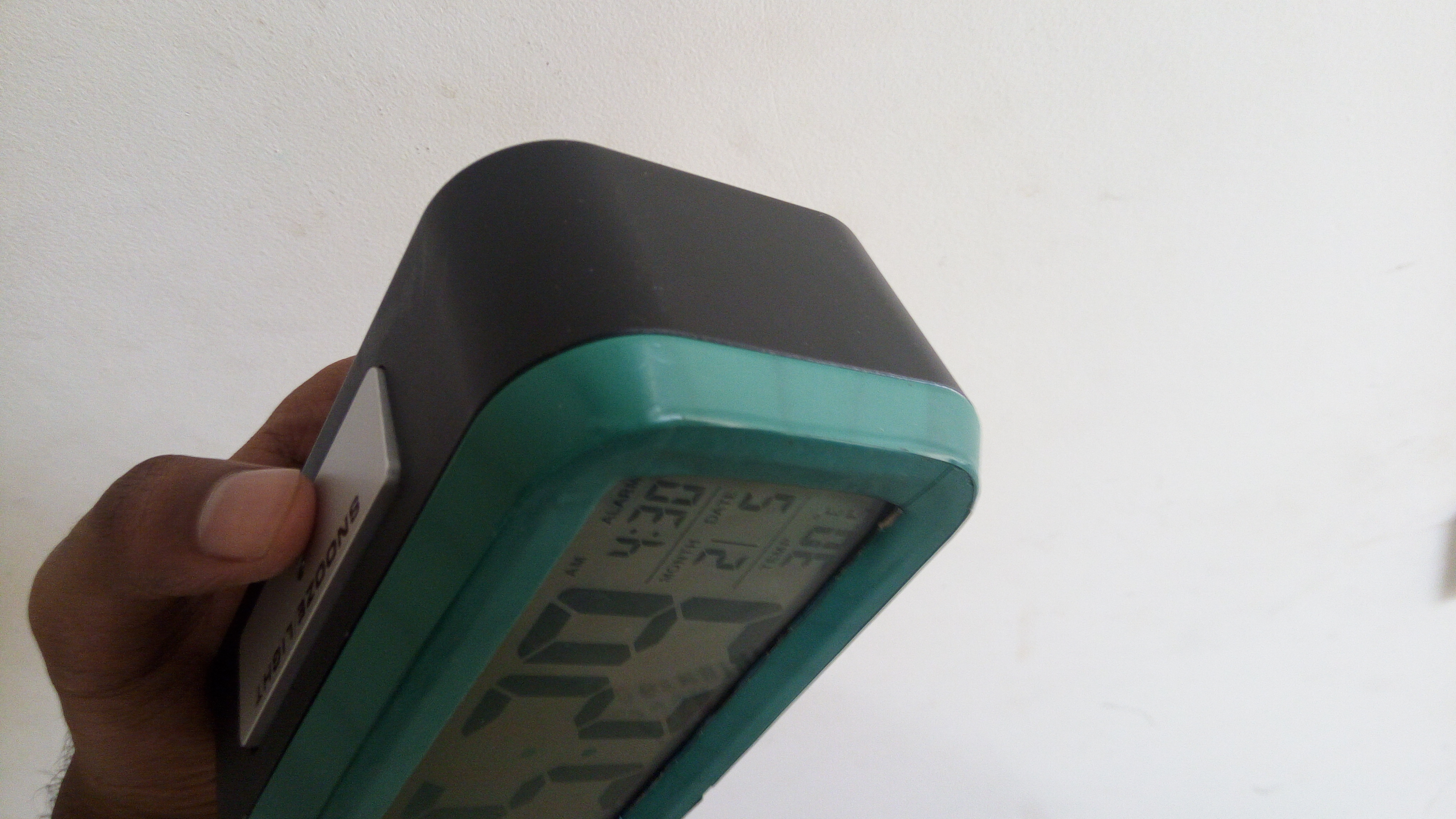 Duct Tape Clock Wrap : 4 Steps (with Pictures) - Instructables