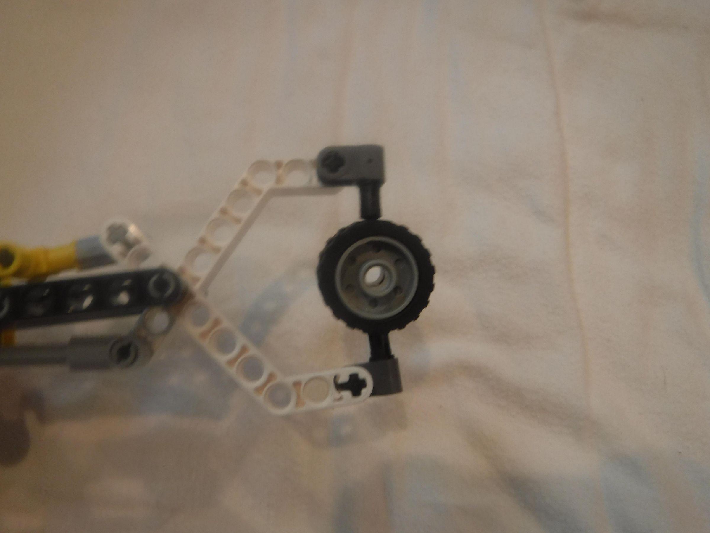 Lego Claw : 5 Steps - Instructables