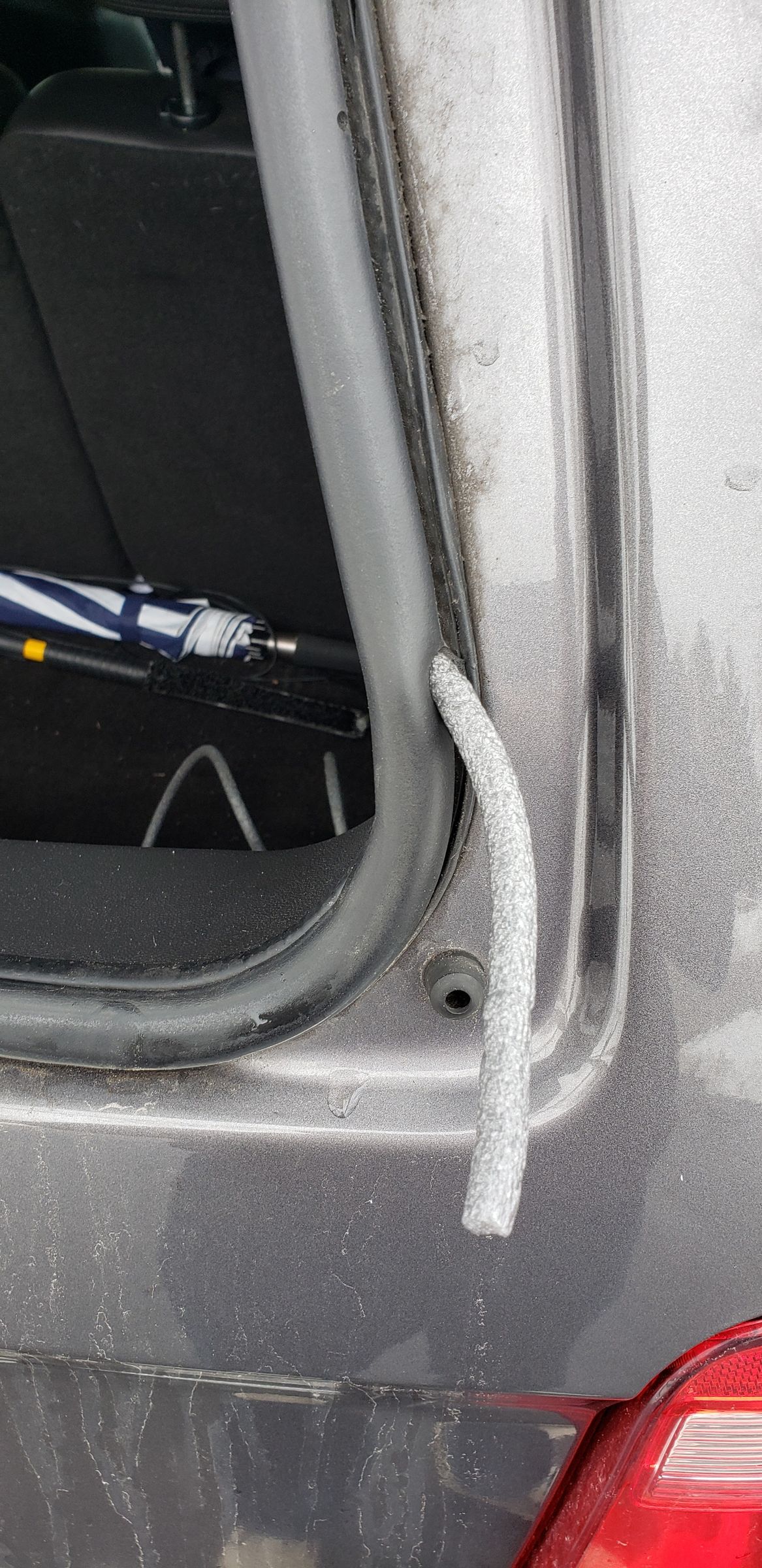 Repair Leaking Rear Window 2008-2012 Ford Escape : 5 Steps - Instructables