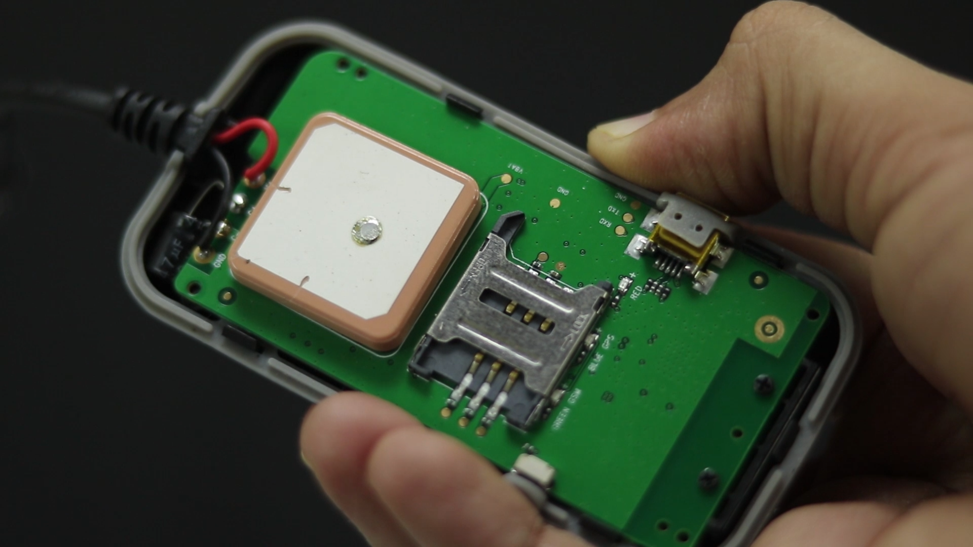 GPS BIKE OR CAR TRACKING FROM SMARTPHONE : 9 Steps - Instructables