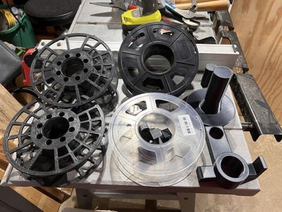 Extension Cord Rolling and Storage System Using Old Filament Spools : 6 Steps (with Pictures ...