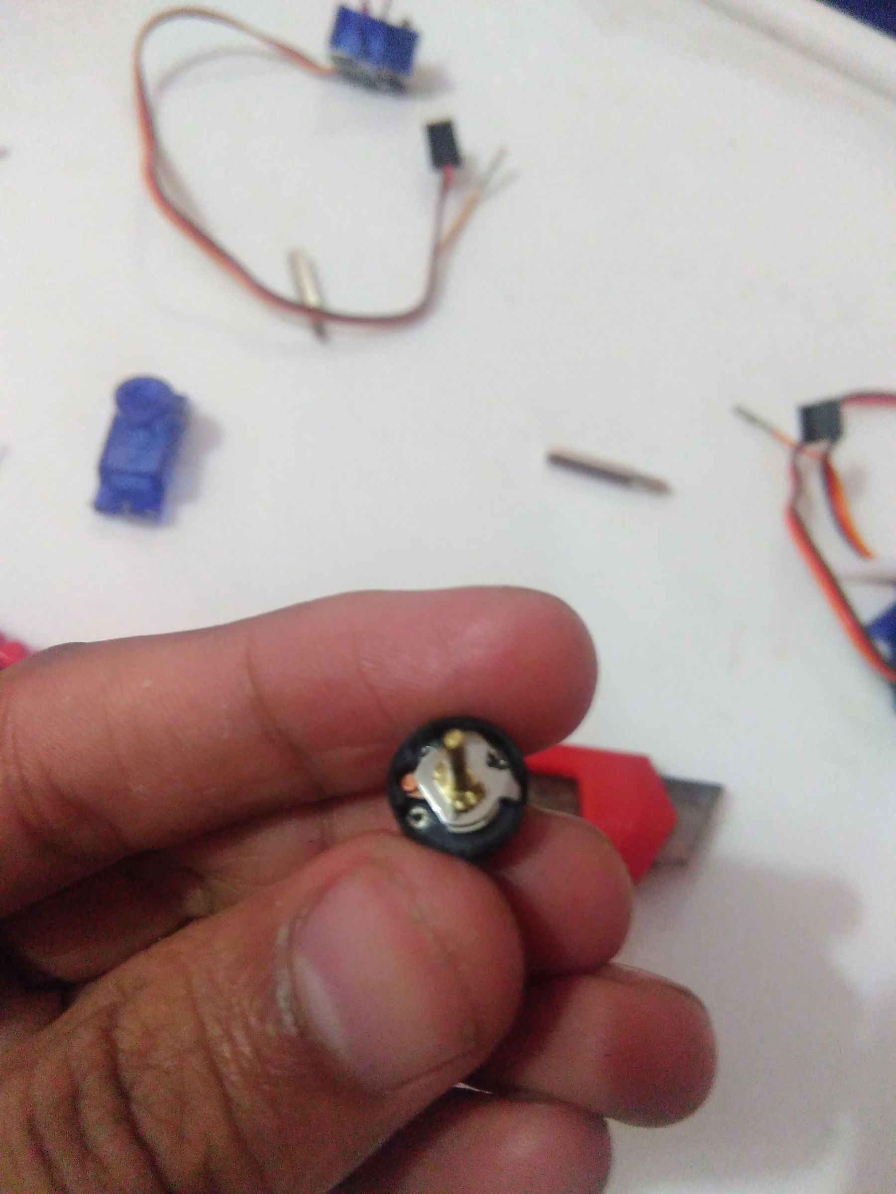 How to Make Your Servo Motor Do Full Rotation : 5 Steps - Instructables