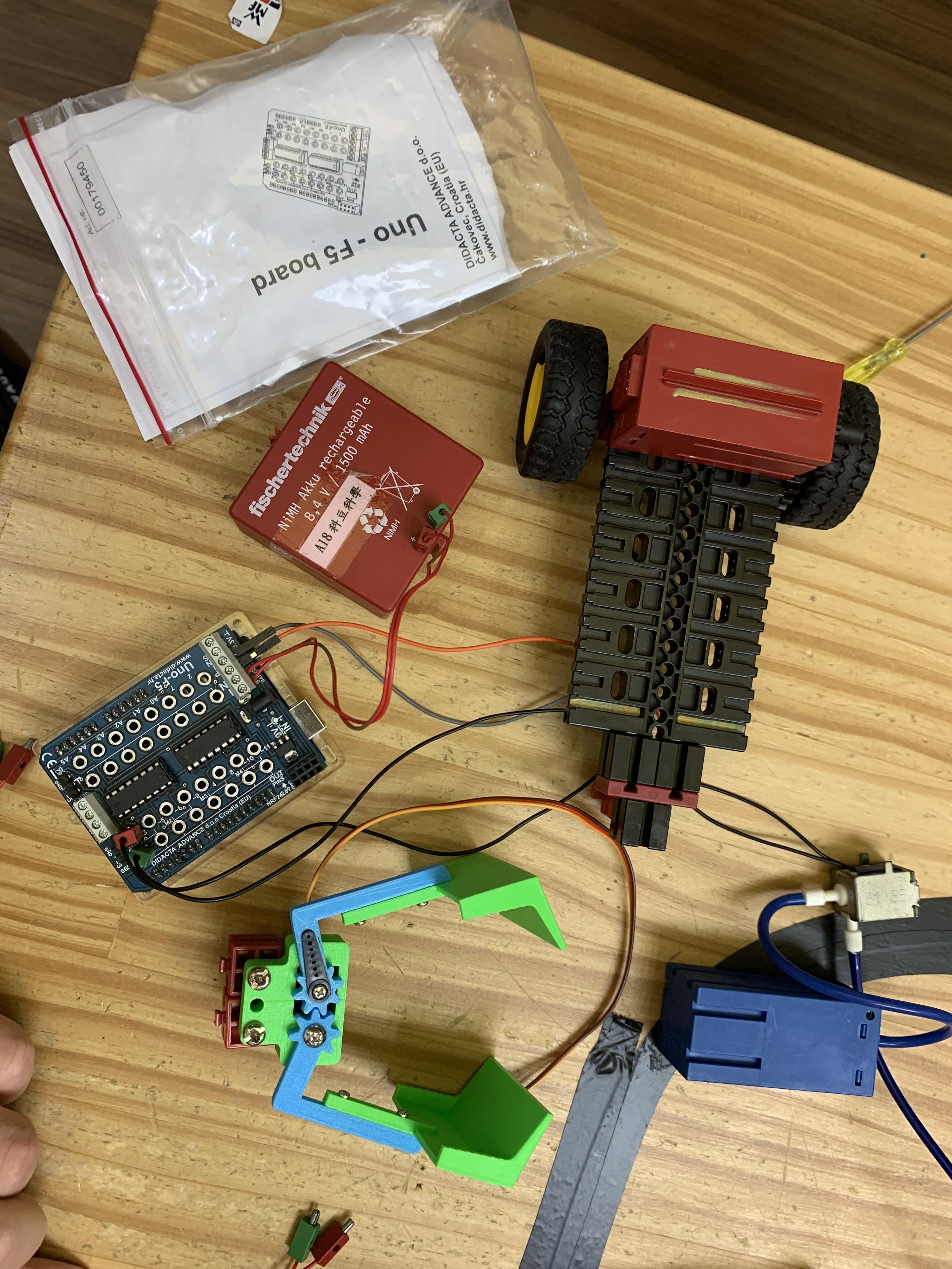 Arduino Uno Automatic Transporting Robot : 7 Steps - Instructables