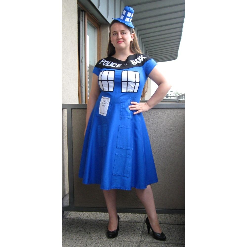 Tardis Dress With a Hat : 13 Steps (with Pictures) - Instructables