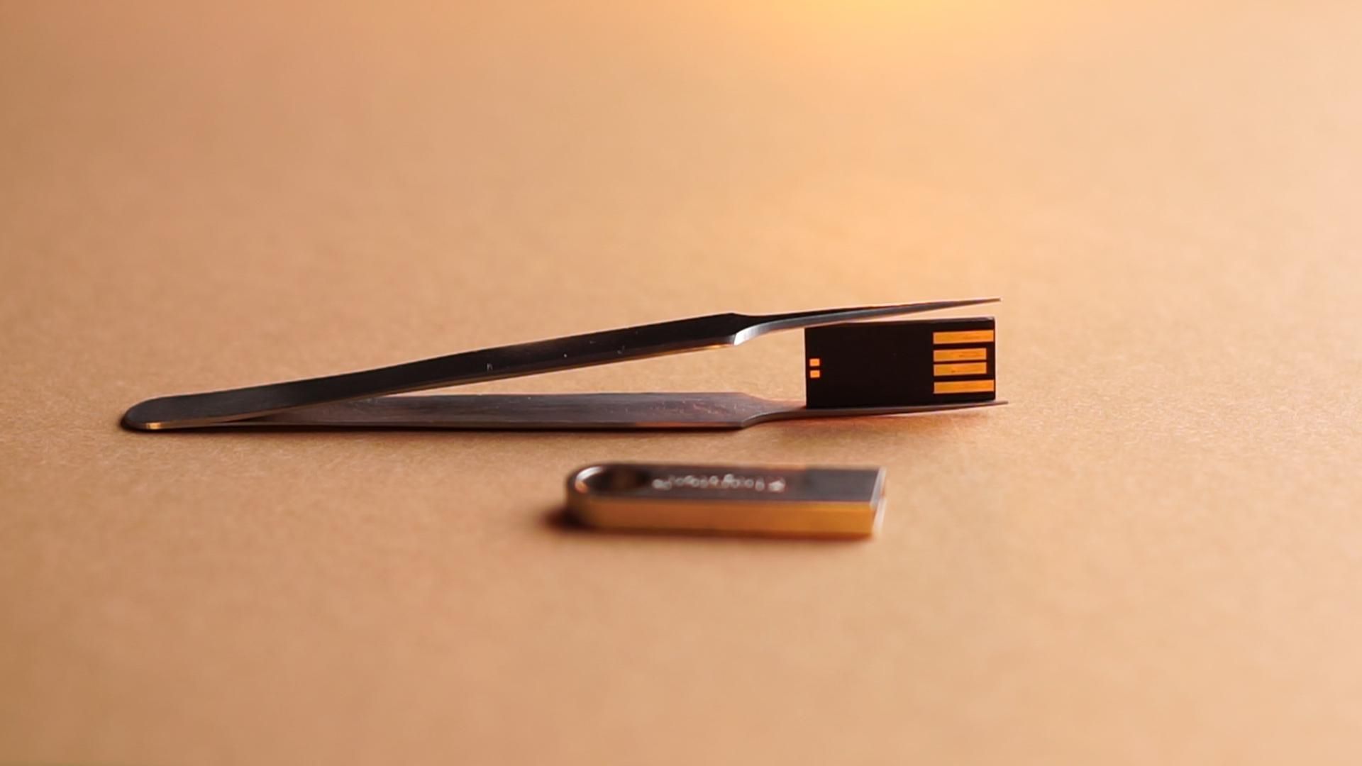 USB Flash Drive Hidden Inside the Power Bank : 7 Steps - Instructables
