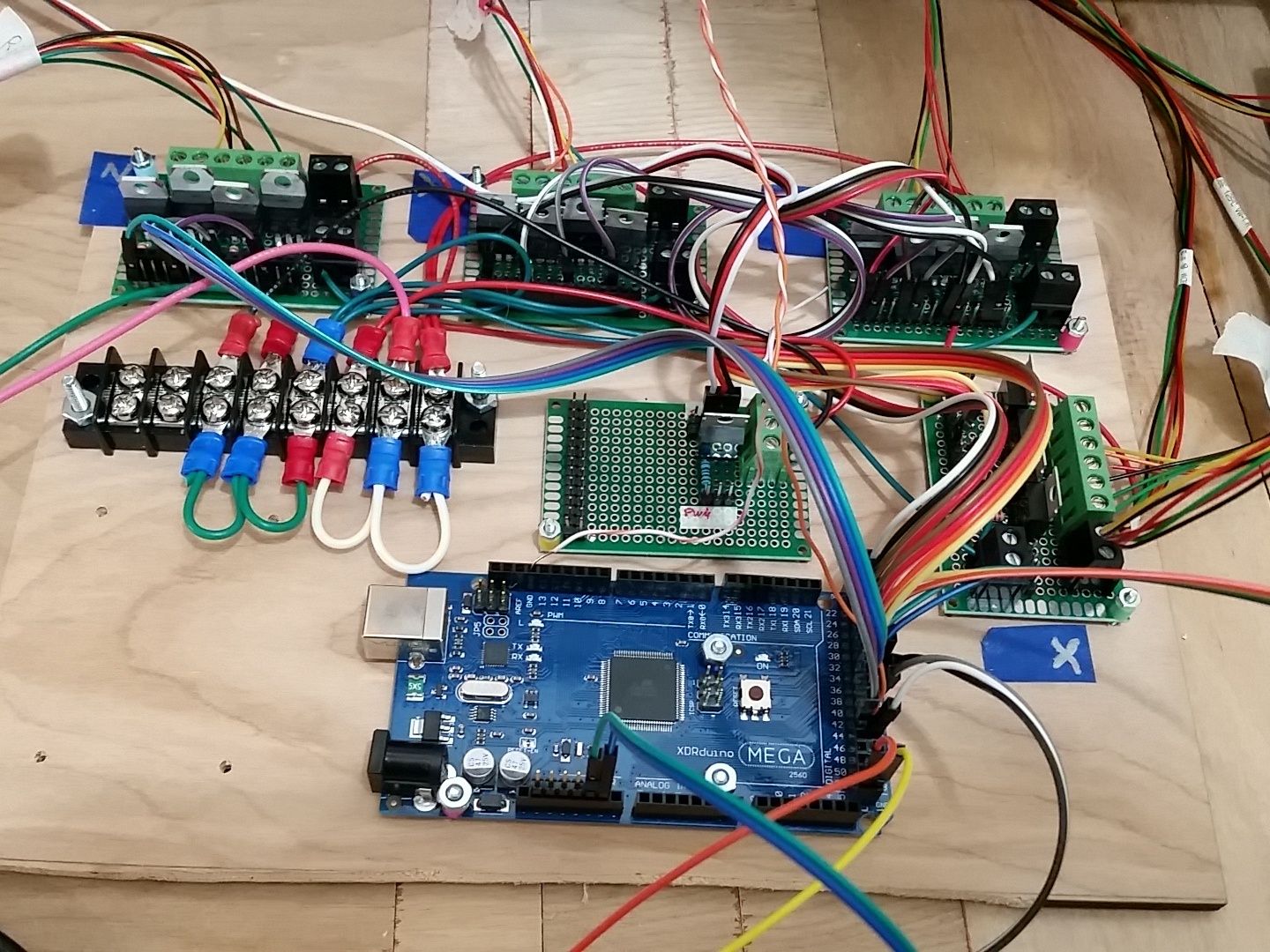 Arduino Claw Machine : 12 Steps (with Pictures) - Instructables