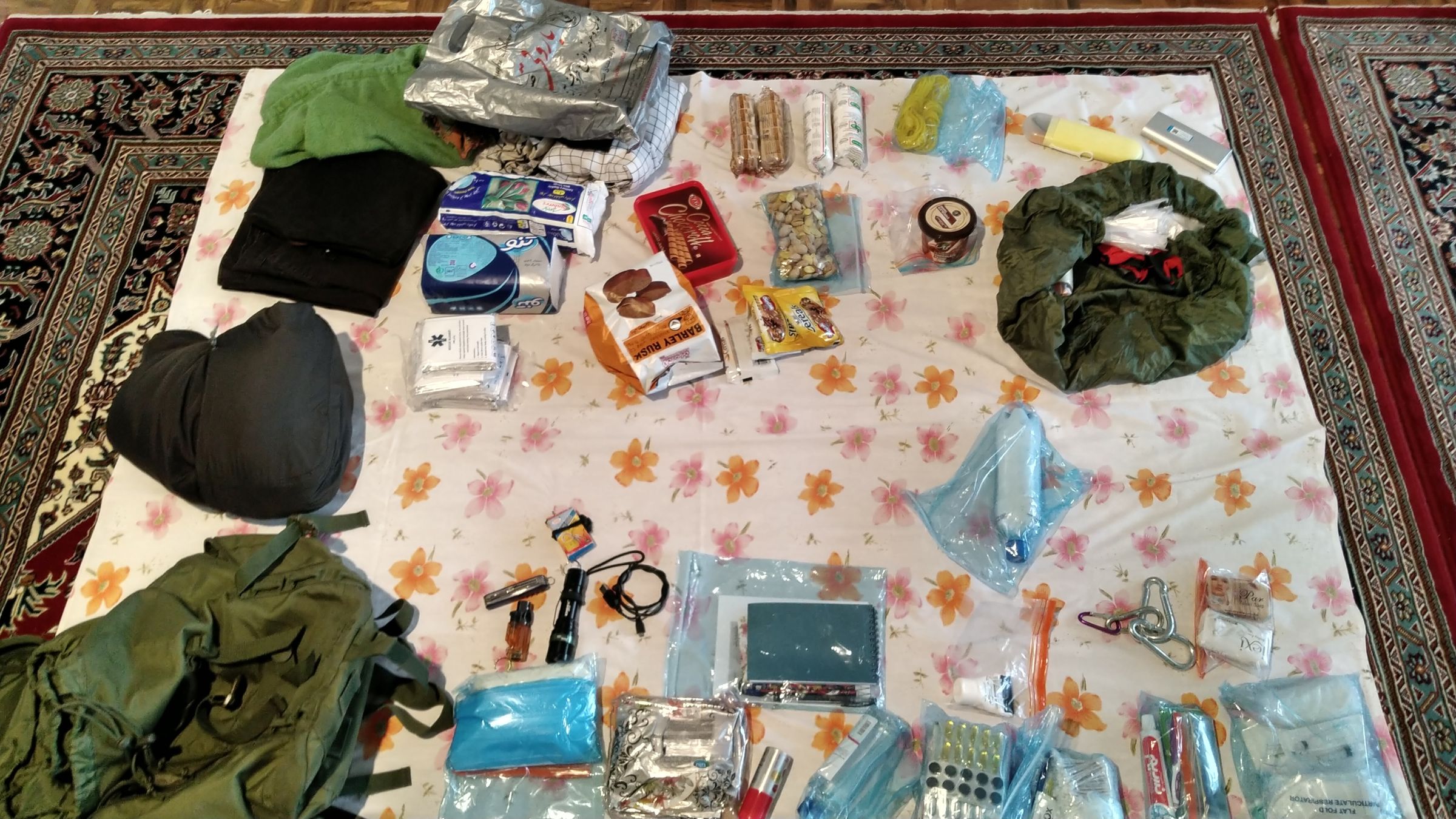 Survive Backpack - کوله بقا : 6 Steps - Instructables