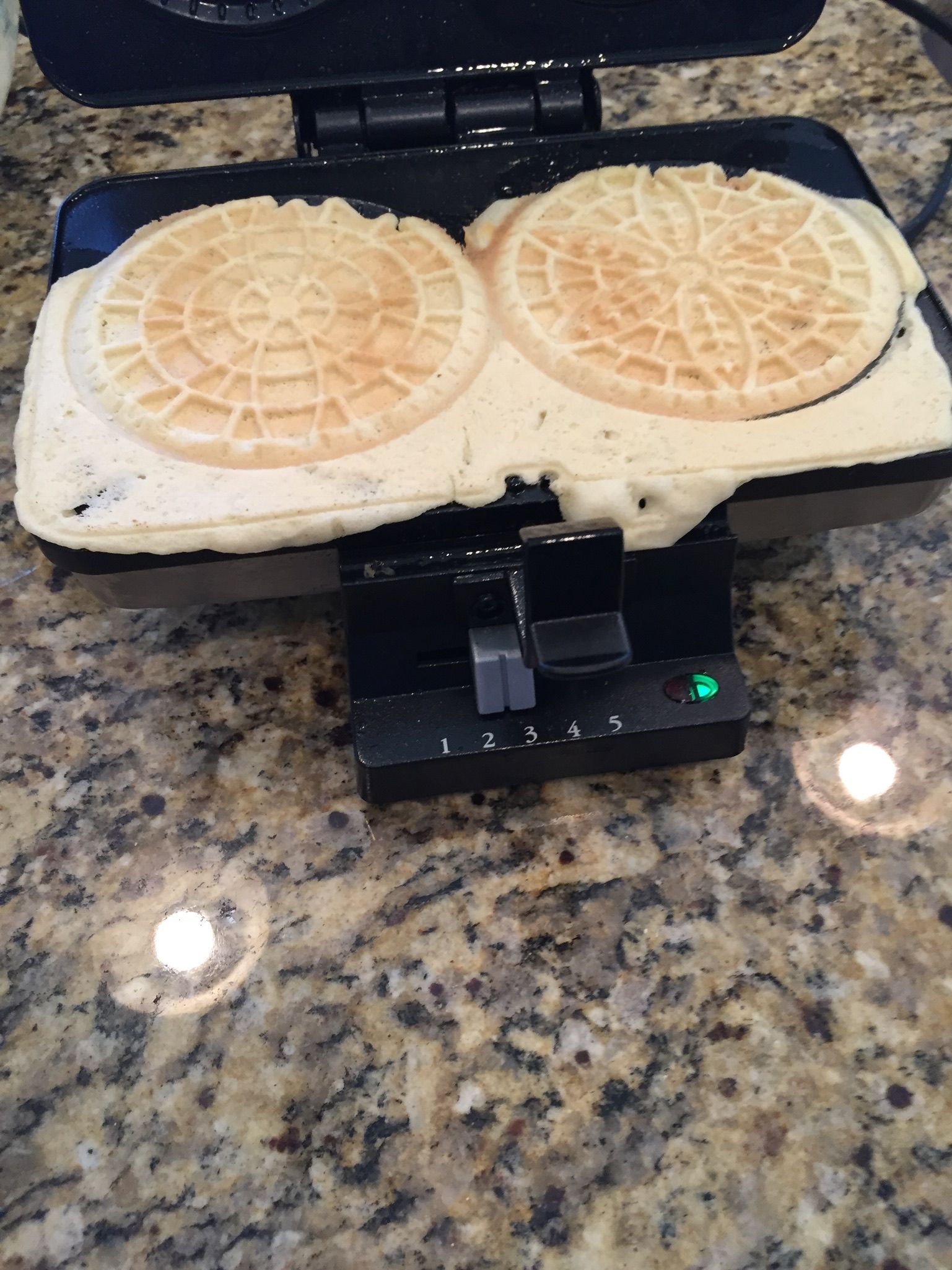 Perfect Pizzelles : 13 Steps (with Pictures) - Instructables
