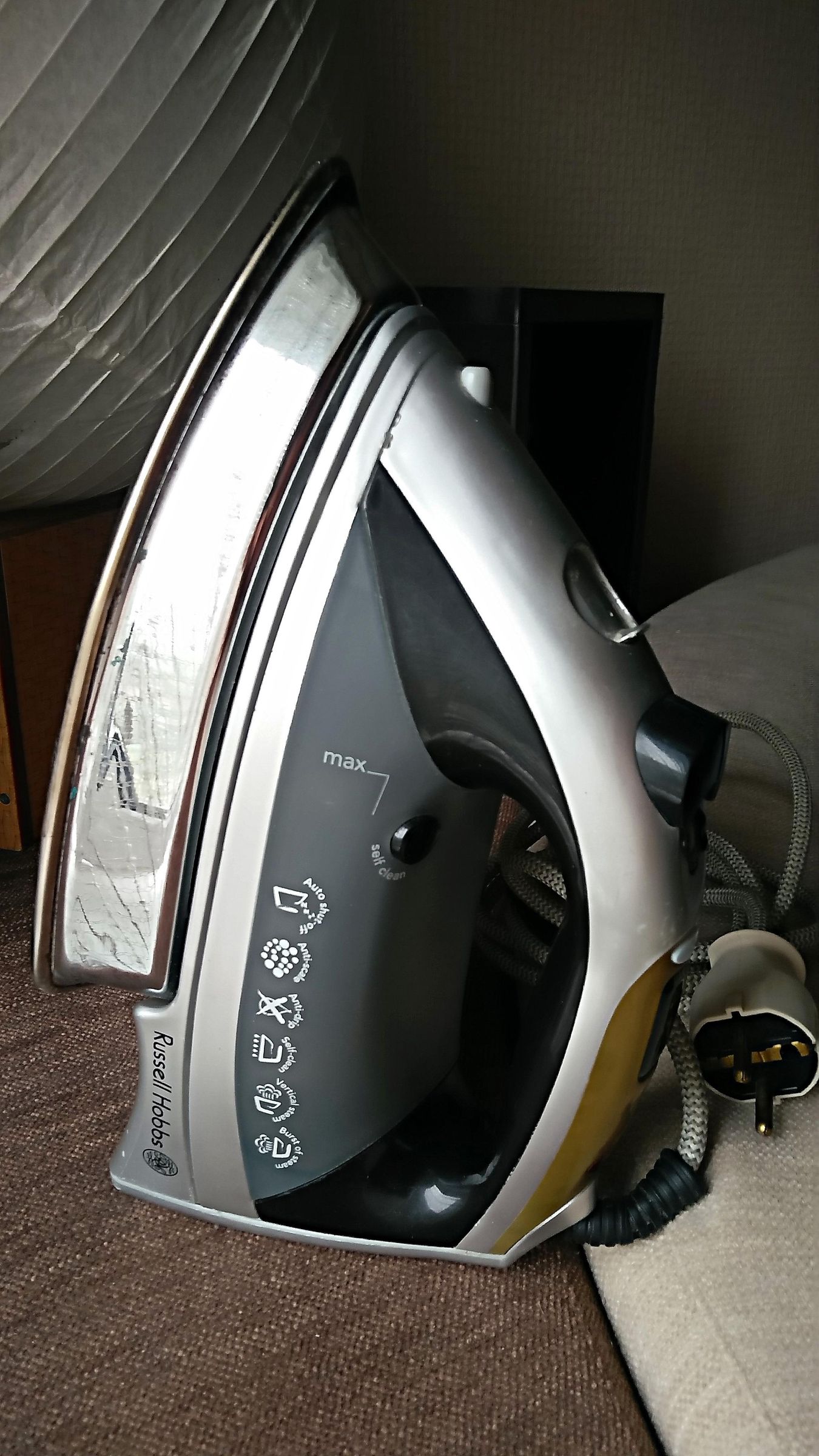 Repairing an Electronic Iron : 12 Steps - Instructables
