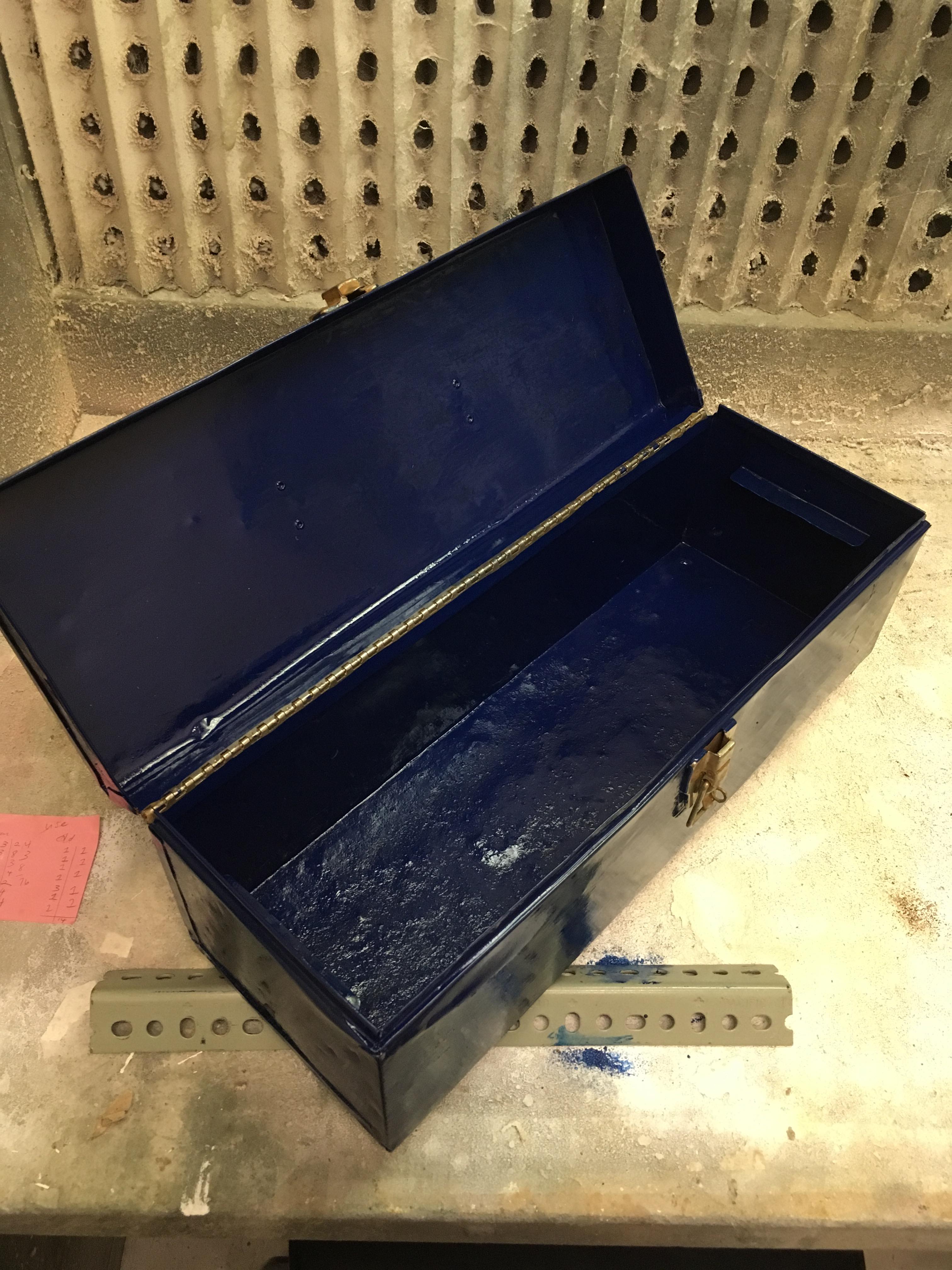 Fixing a Rusted Toolbox : 8 Steps (with Pictures) - Instructables