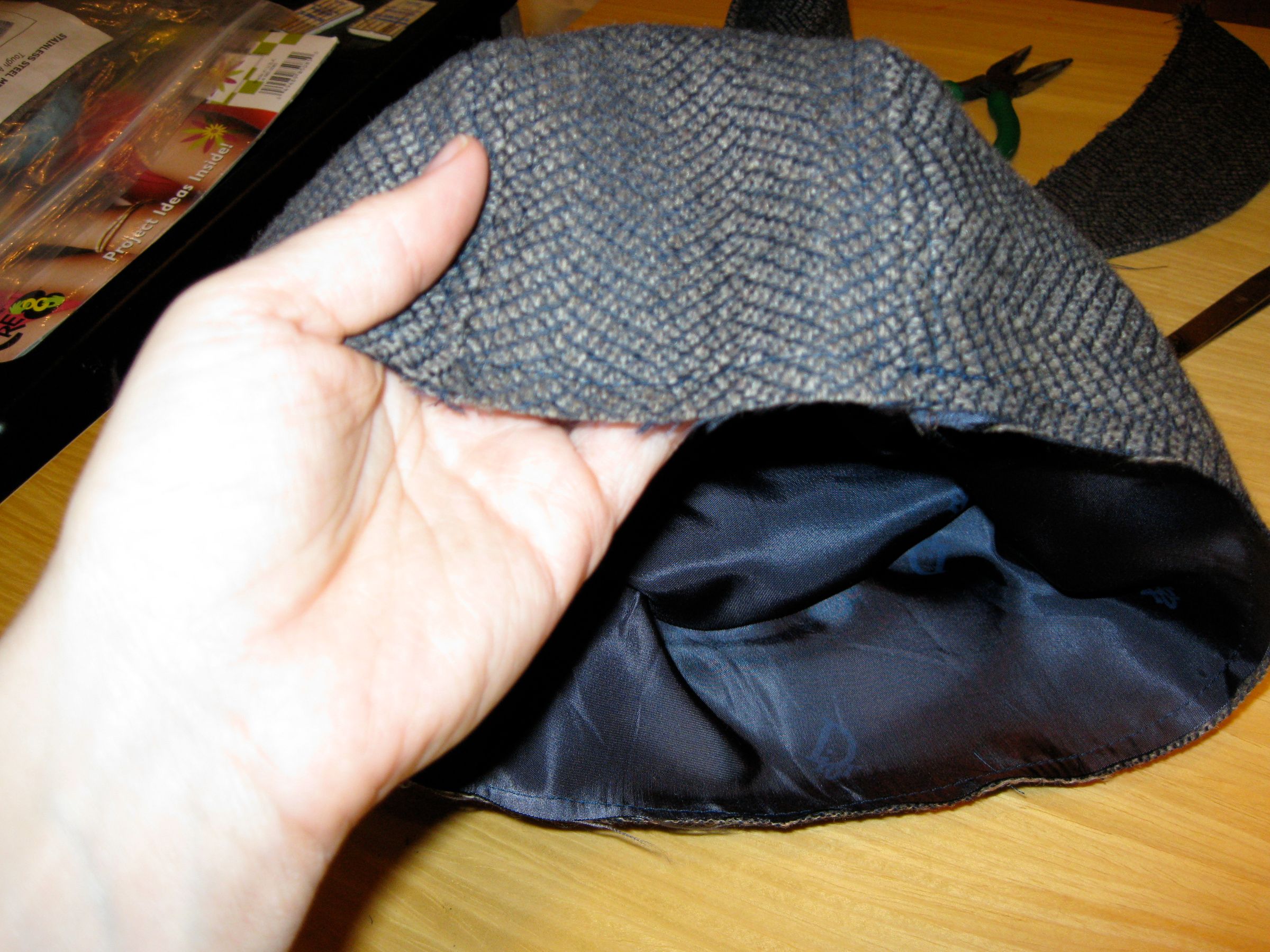 Checkpoint Charlie Hat : 7 Steps (with Pictures) - Instructables