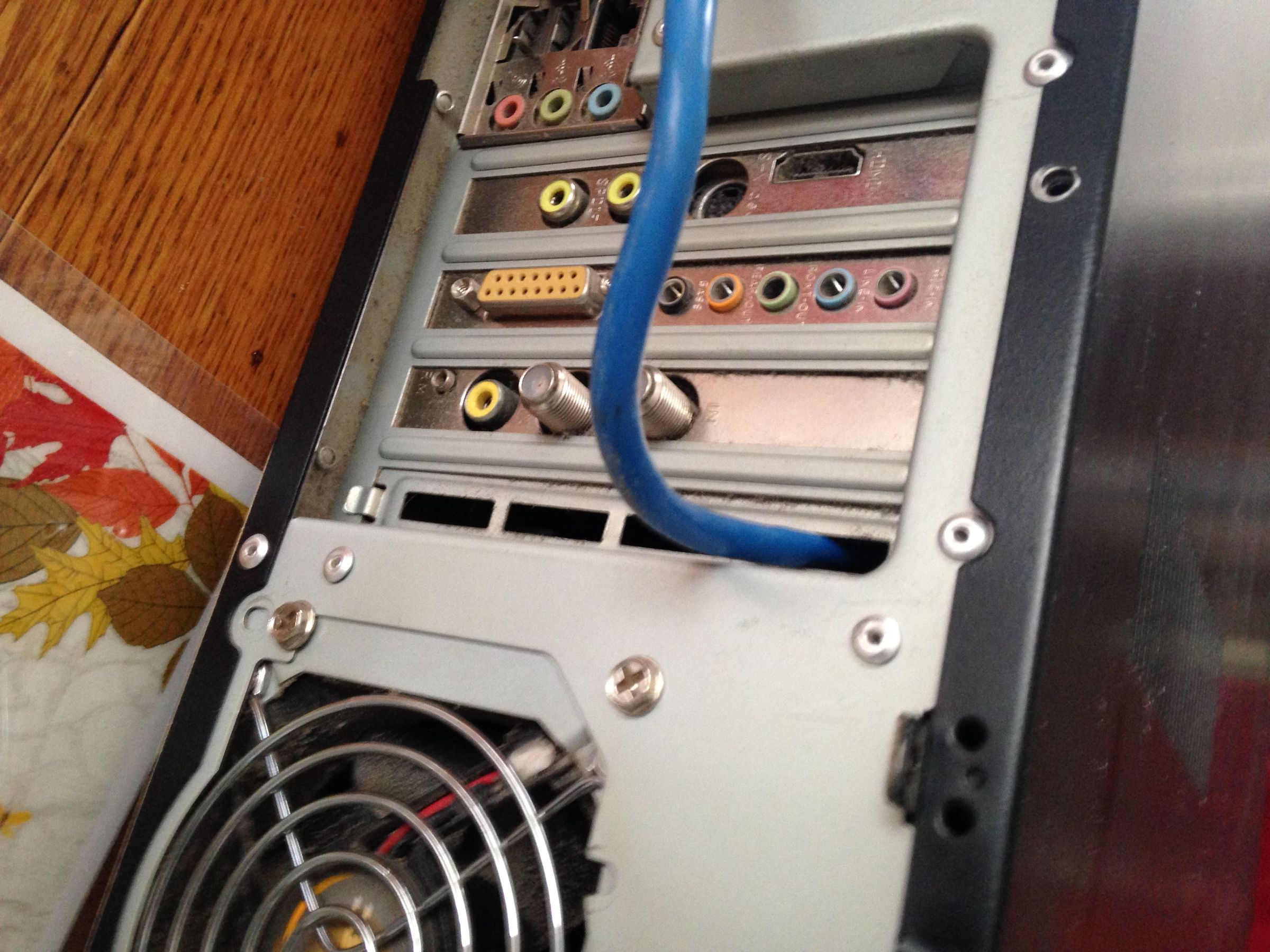 Kitchen Pantry Computer (Hidden) : 9 Steps (with Pictures) - Instructables