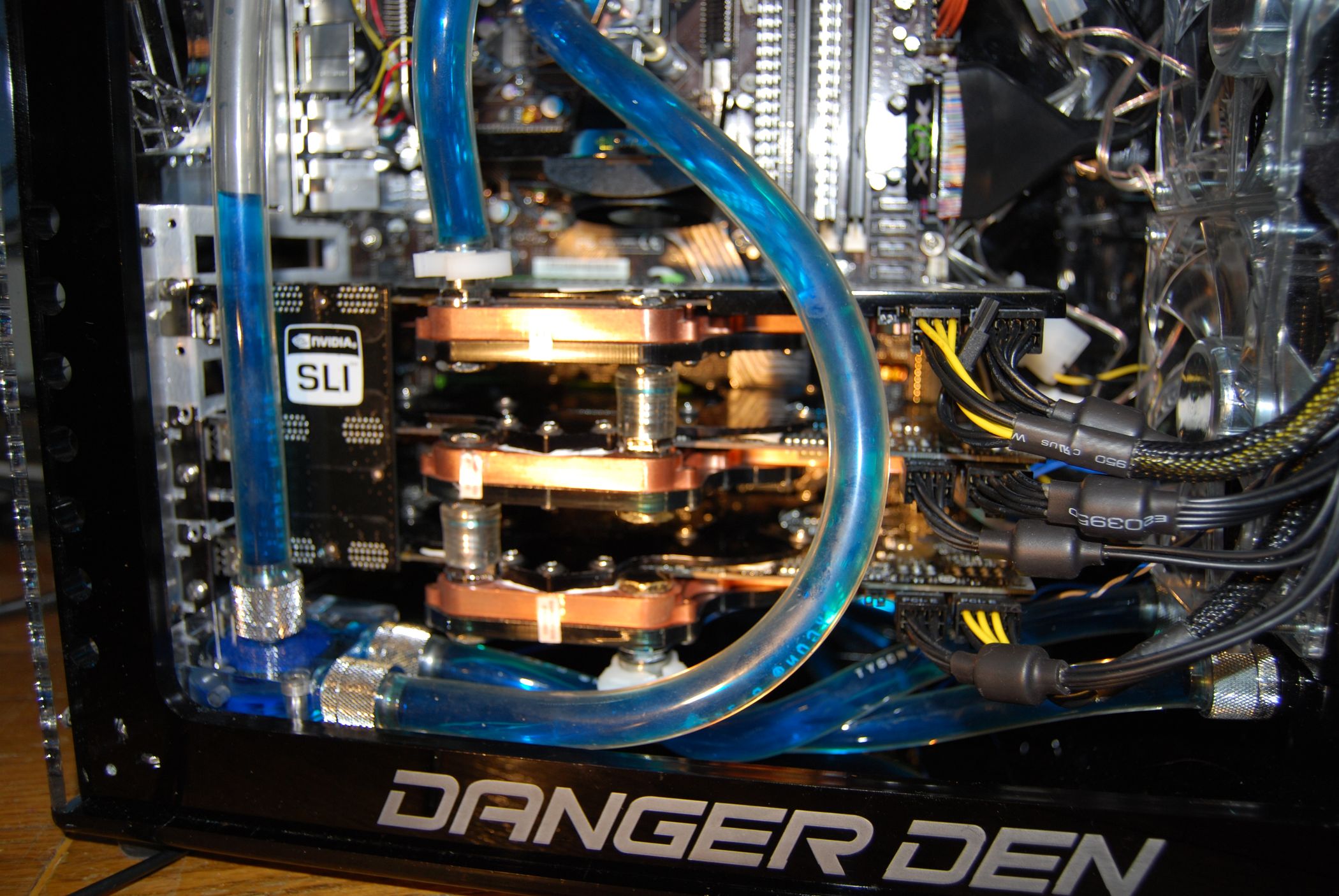 Danger Den / Nvidia Tri SLI Water Cooled Gaming PC : 7 Steps ...