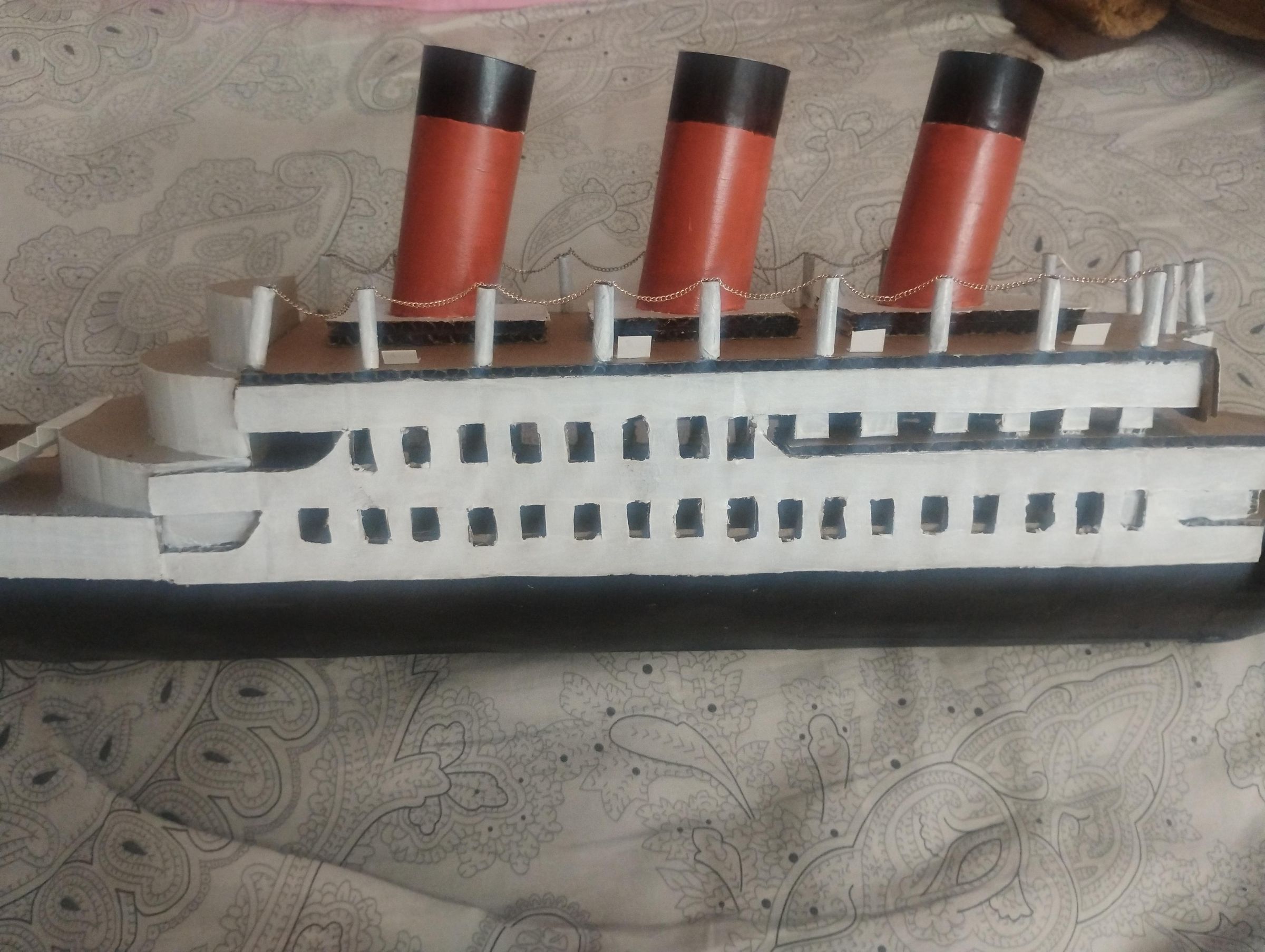 Titanic Cardboard and Paper Model : 11 Steps - Instructables