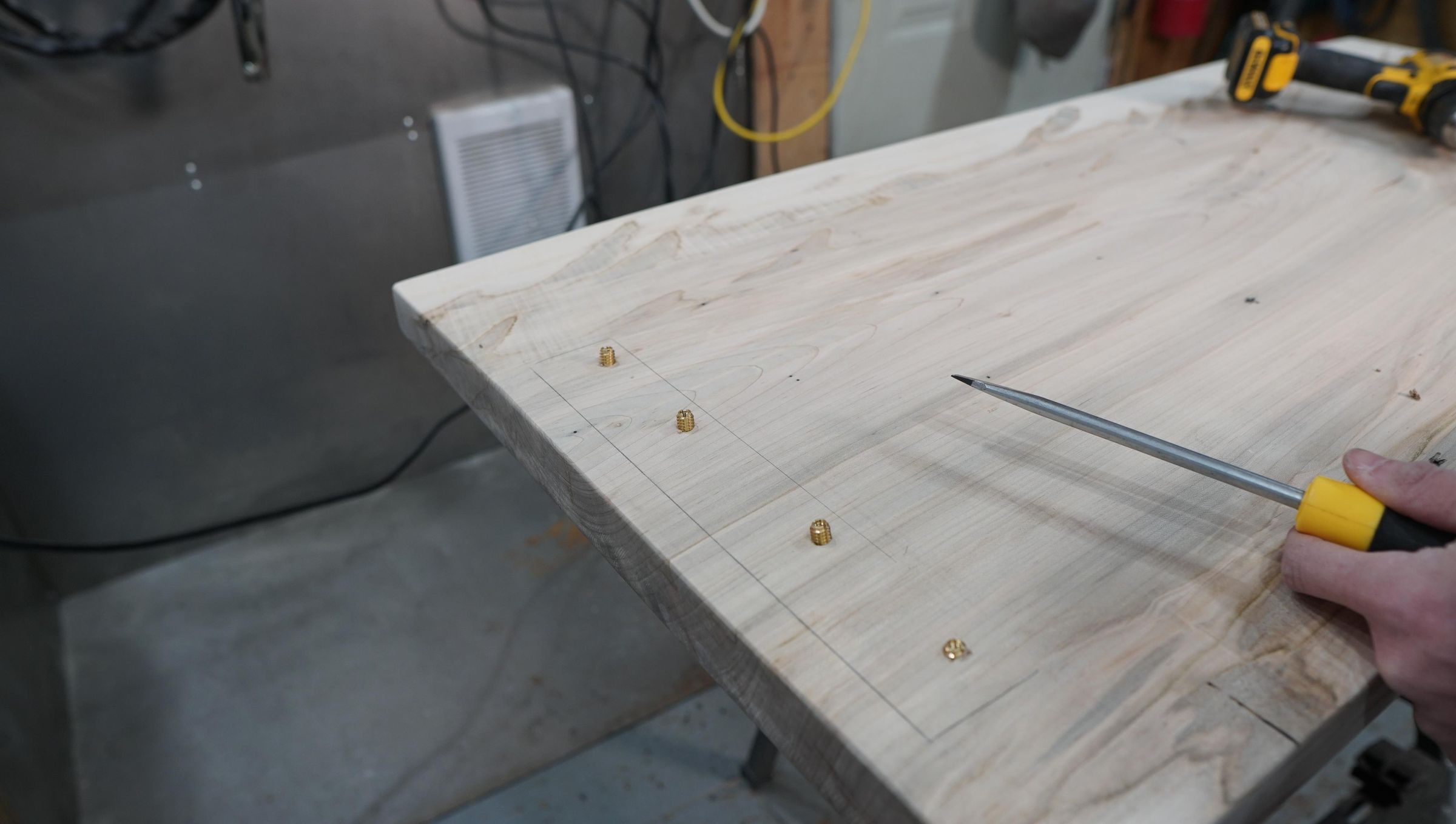 How to Make a Live Edge Desk : 5 Steps (with Pictures) - Instructables