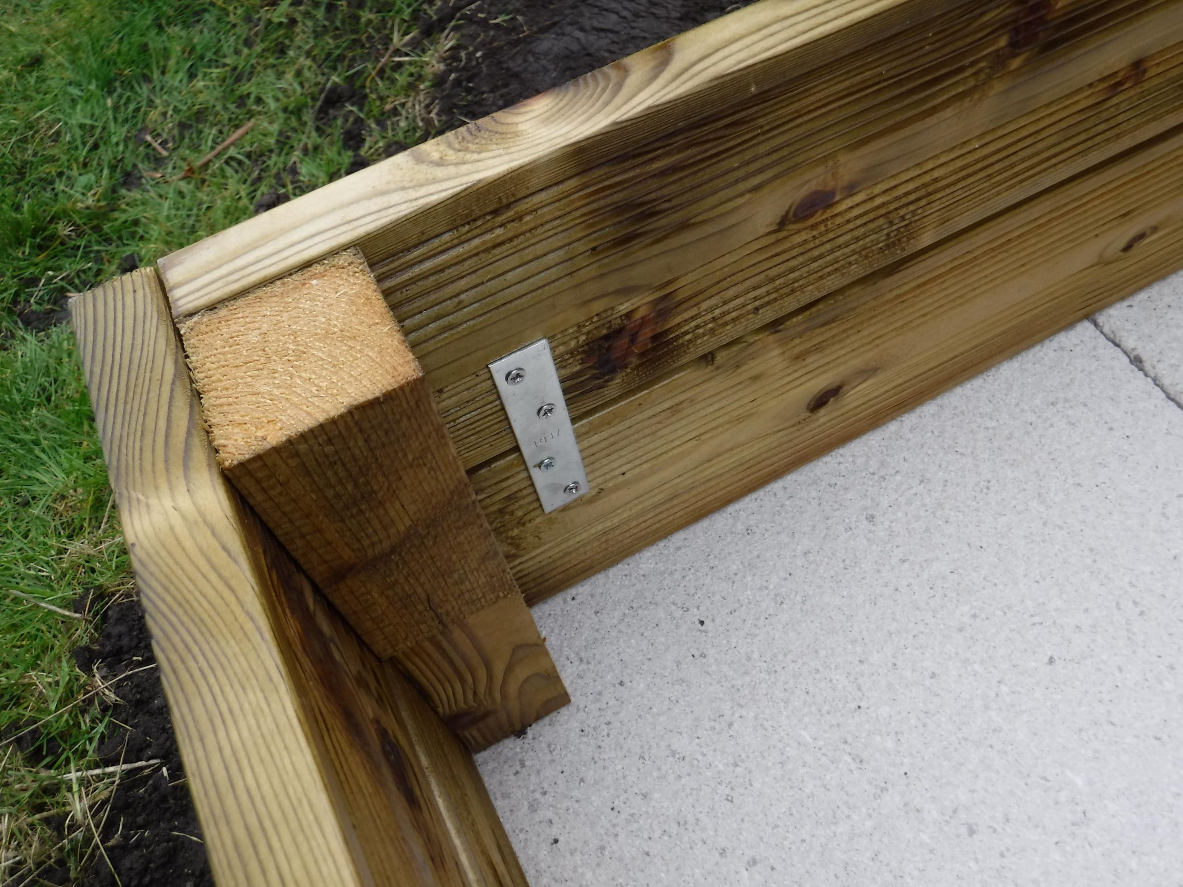 Wood Raised Plant Bed : 12 Steps (with Pictures) - Instructables